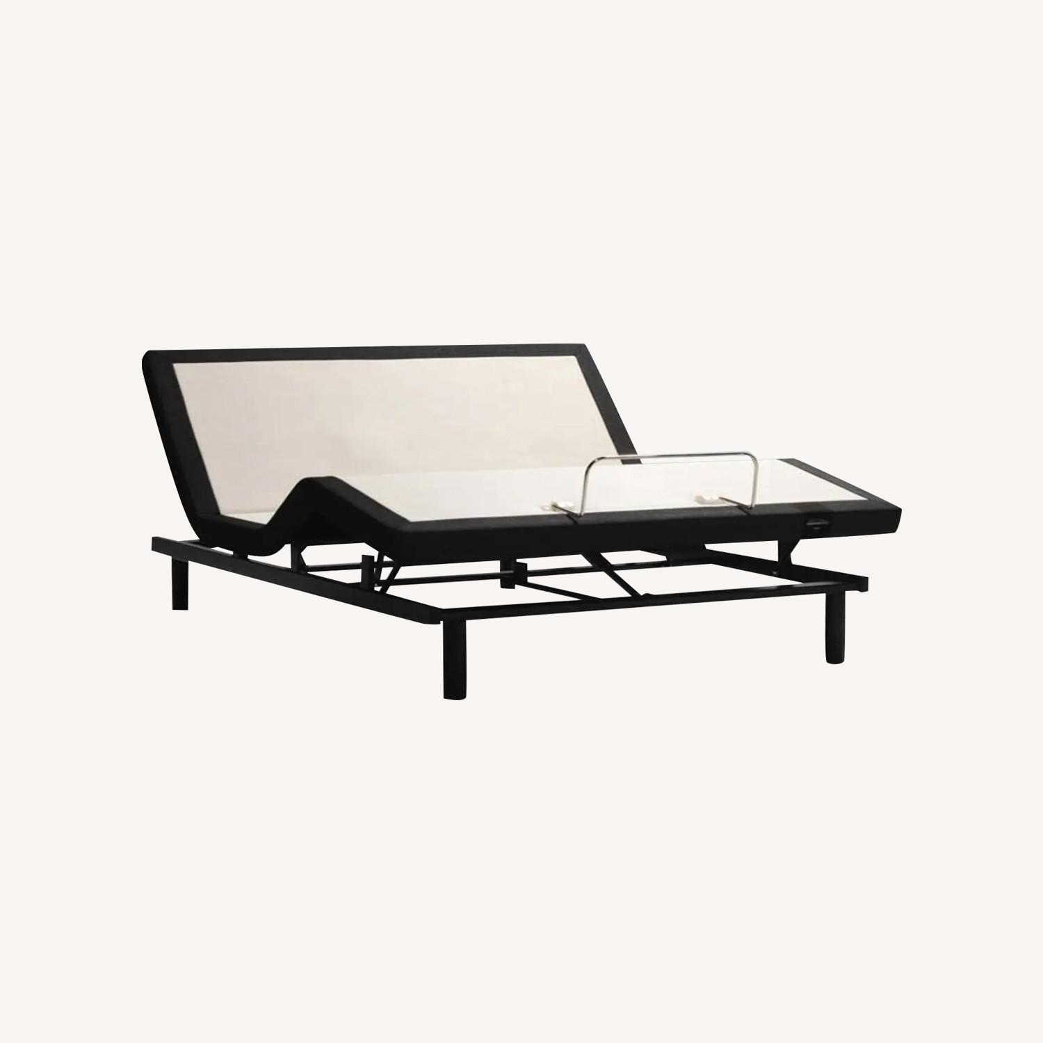 Tempur-Pedic Ergo Extend Adjustable Queen Bed Frame - AptDeco