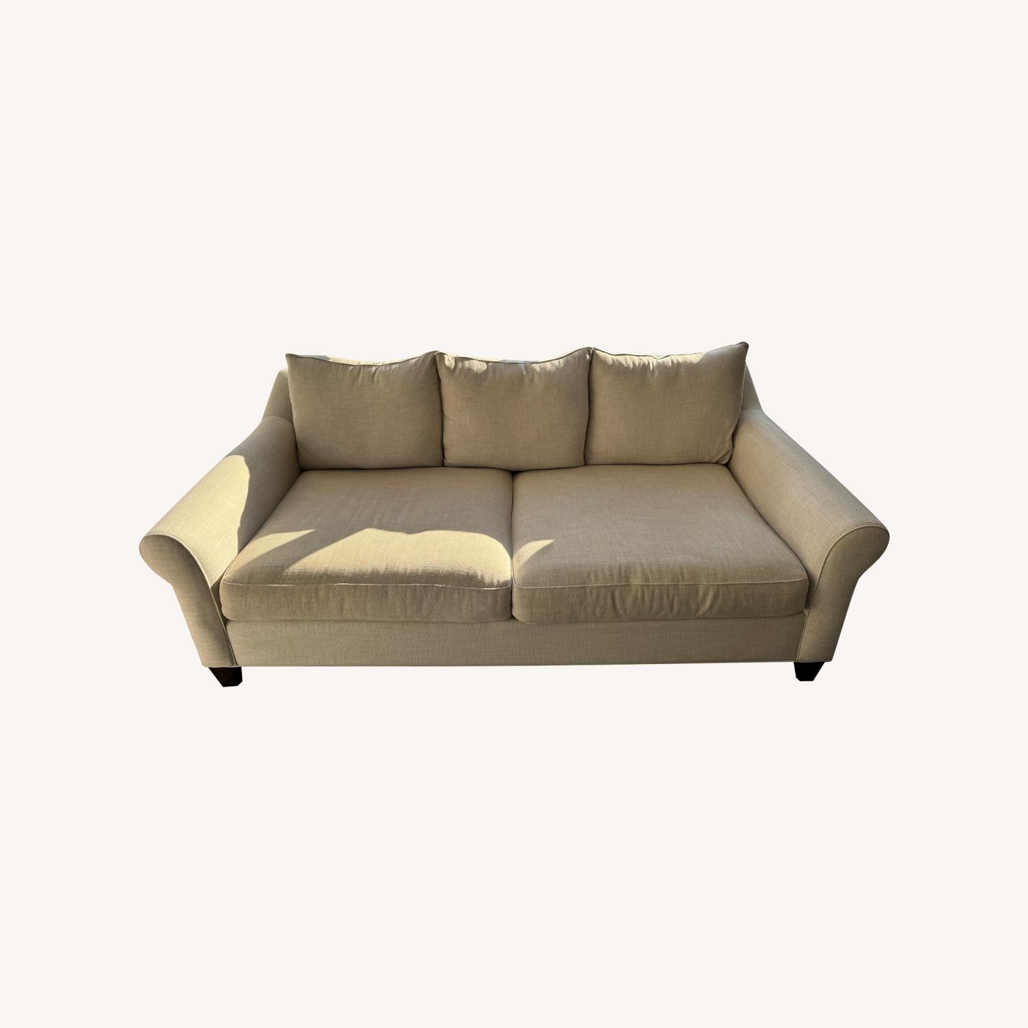 Raymour & Flanigan White Gemma Sofa - AptDeco