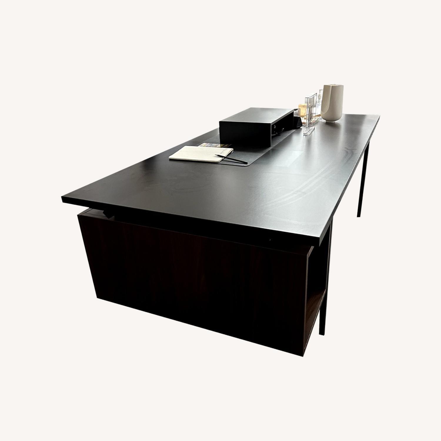 Knoll Desk - AptDeco