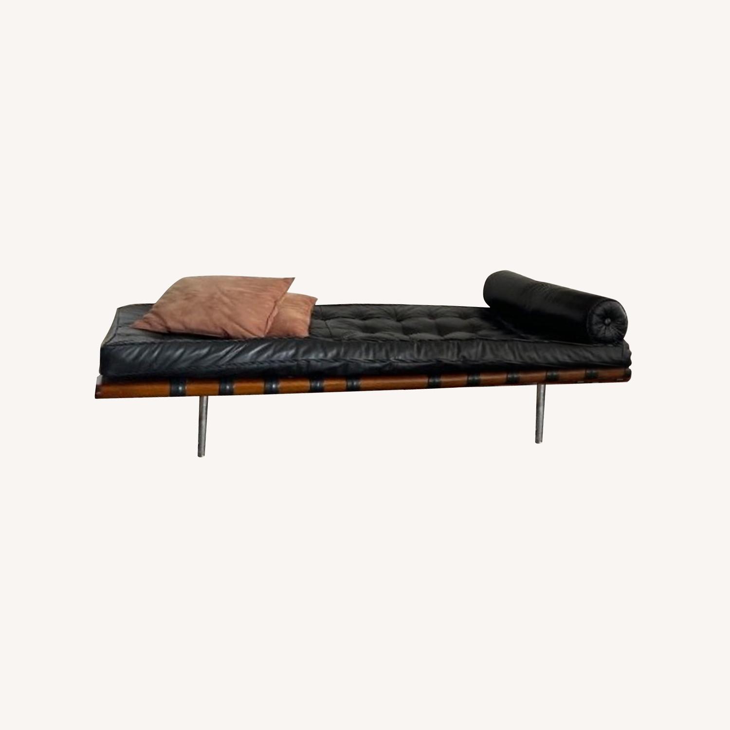 Natuzzi Daybed Standard Black Leather - AptDeco