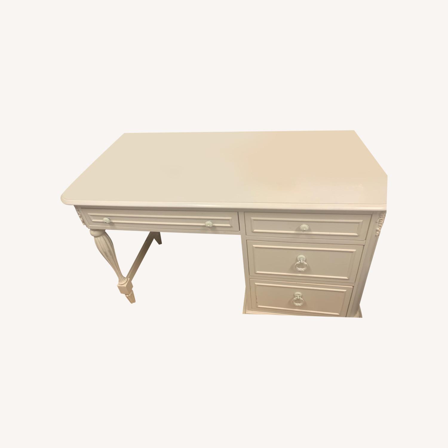 Levitz Furniture White Work Station - AptDeco