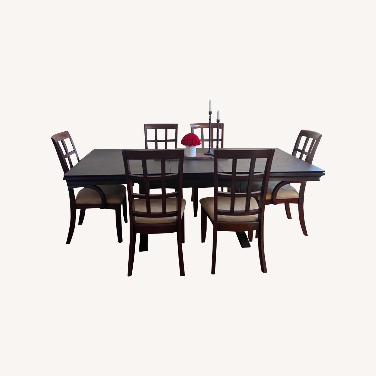 Havertys Dining Room Set - AptDeco