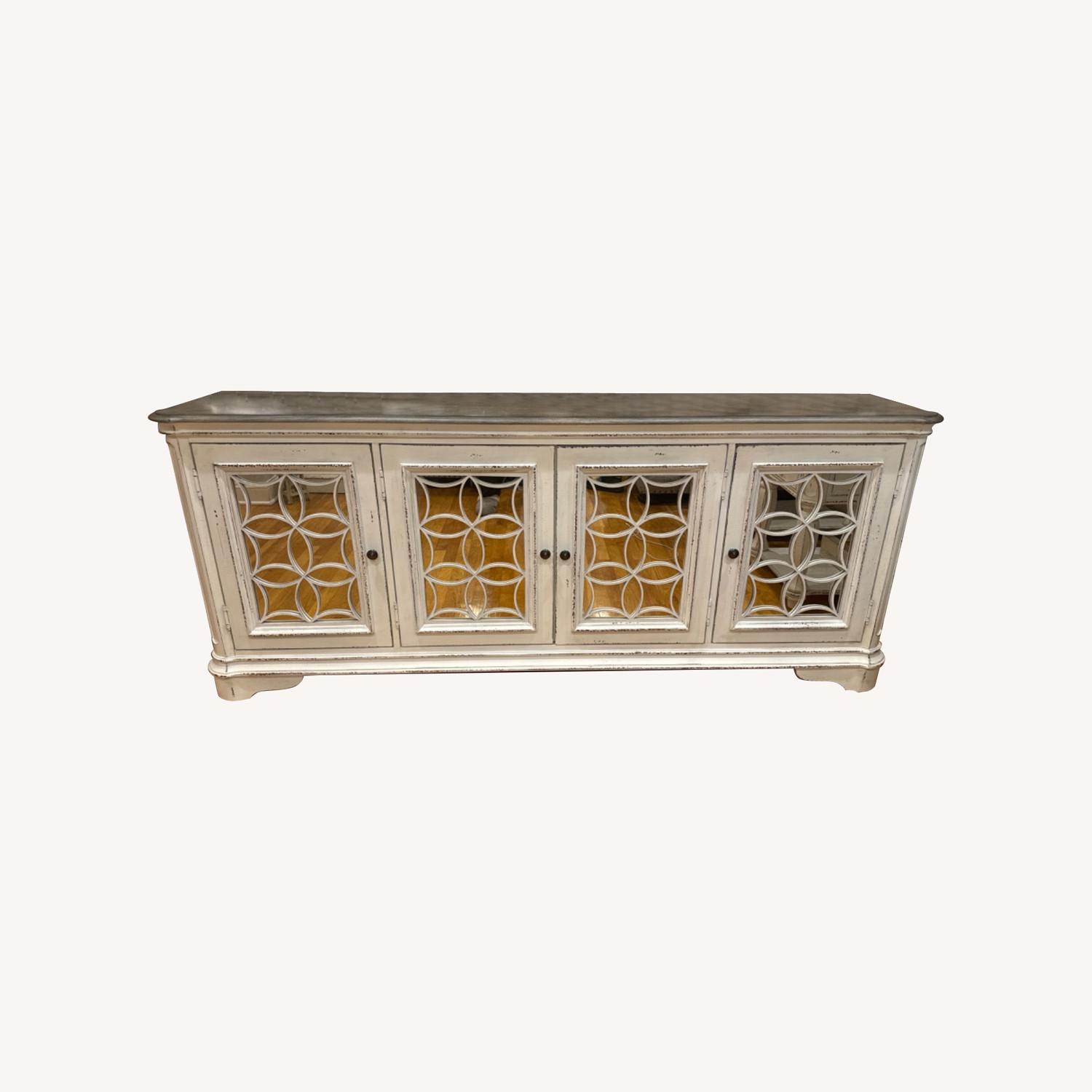 Wayfair Buffet - AptDeco