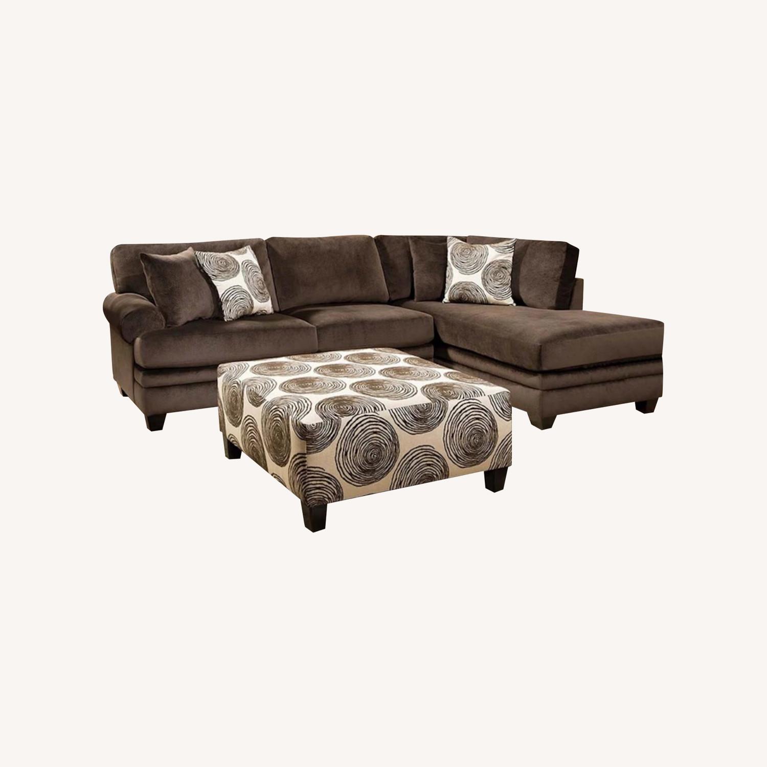 Groovy 2 piece Sectional - AptDeco