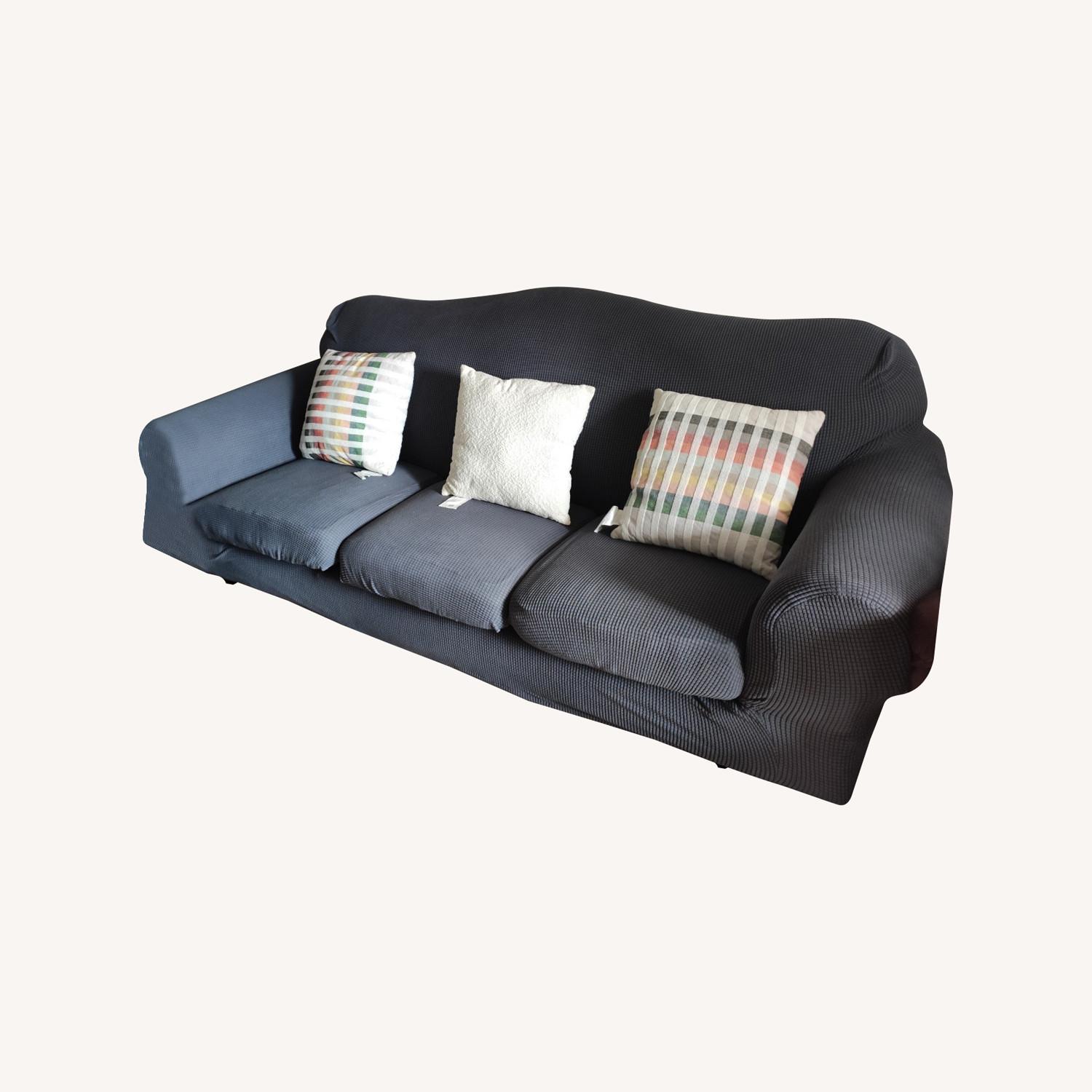 Comfortable Couch - AptDeco