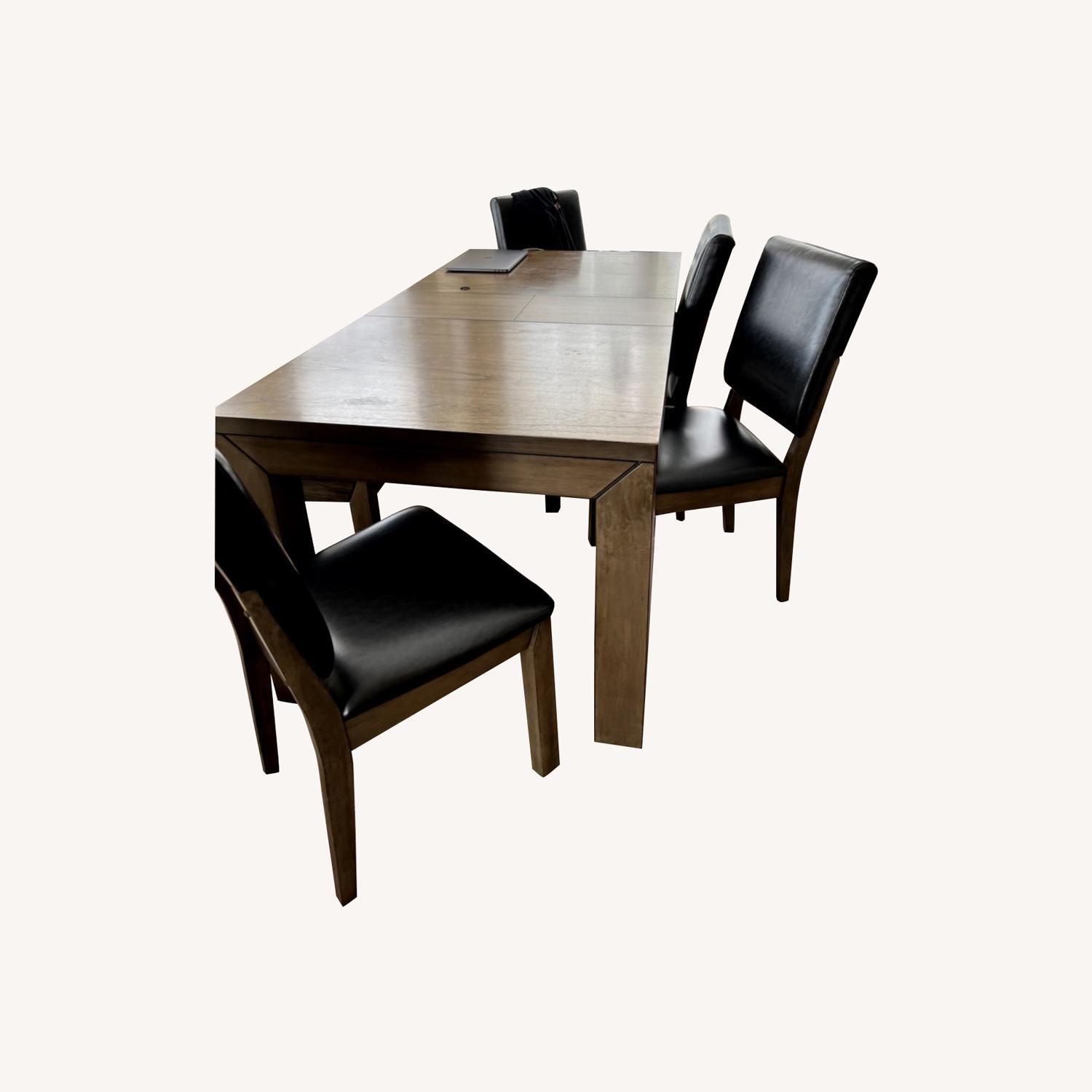 Dining Table/4 Chairs/Bench - AptDeco