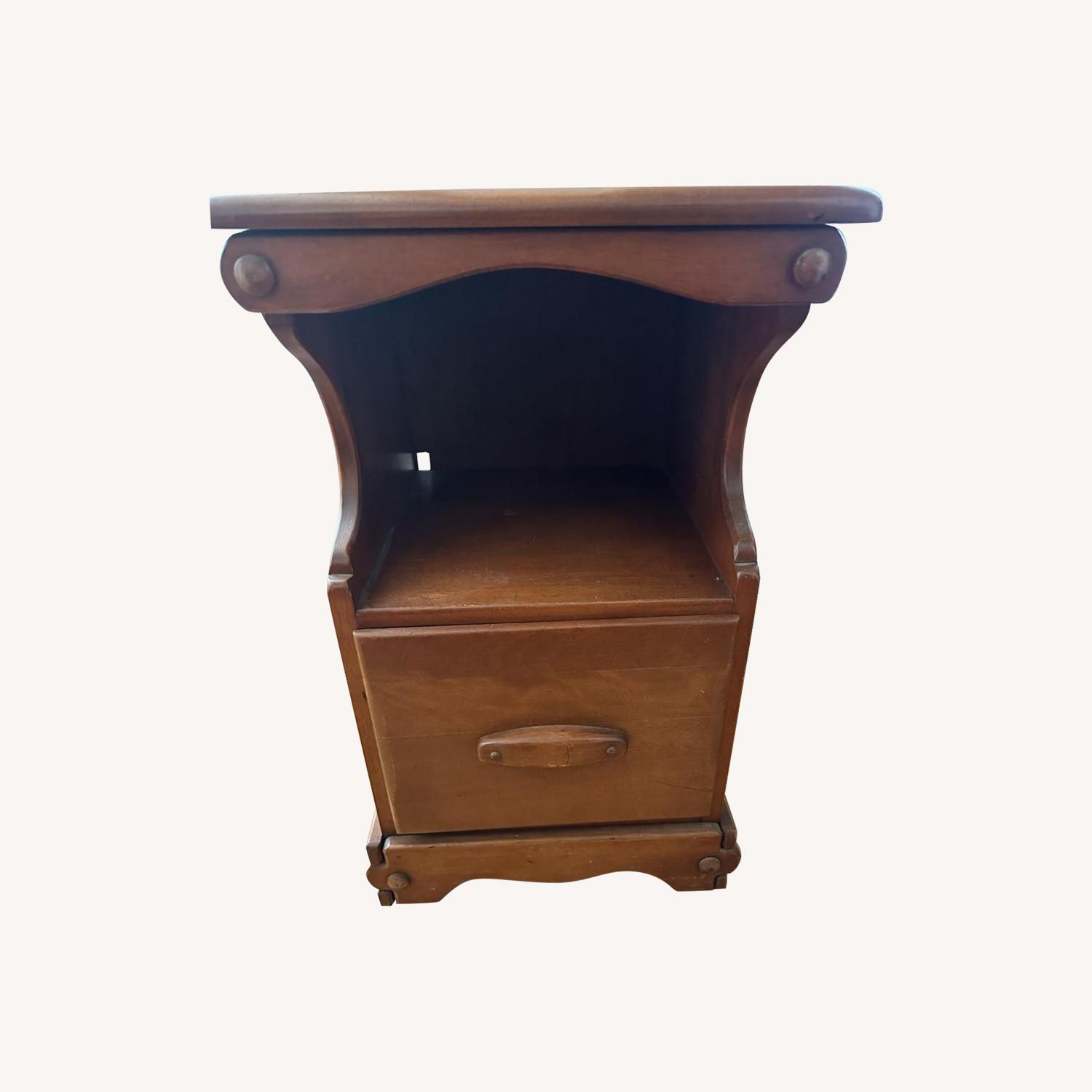 2 Vintage Night Stands - AptDeco