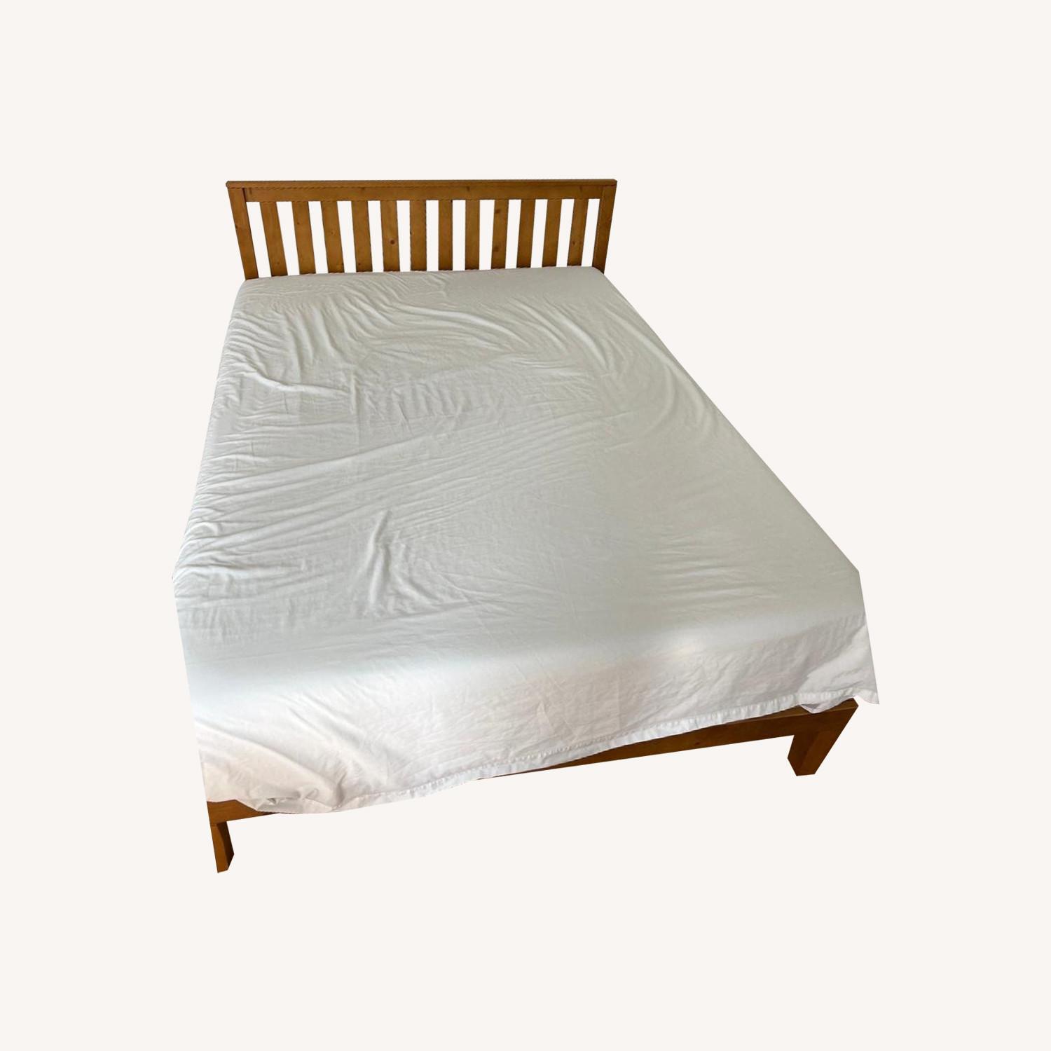 Sawiris Solid Wood Slat Bed - AptDeco