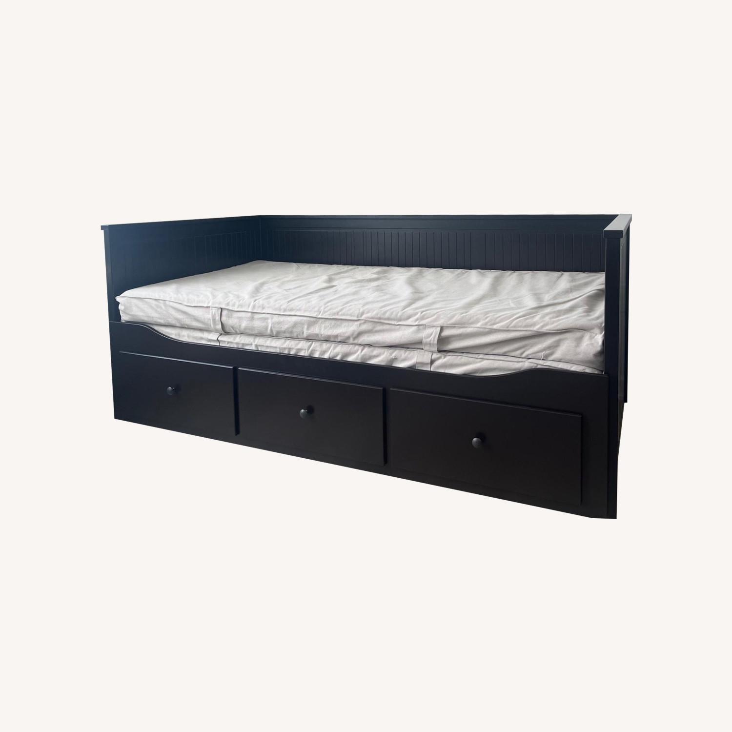 IKEA Extendable Twin Daybed King