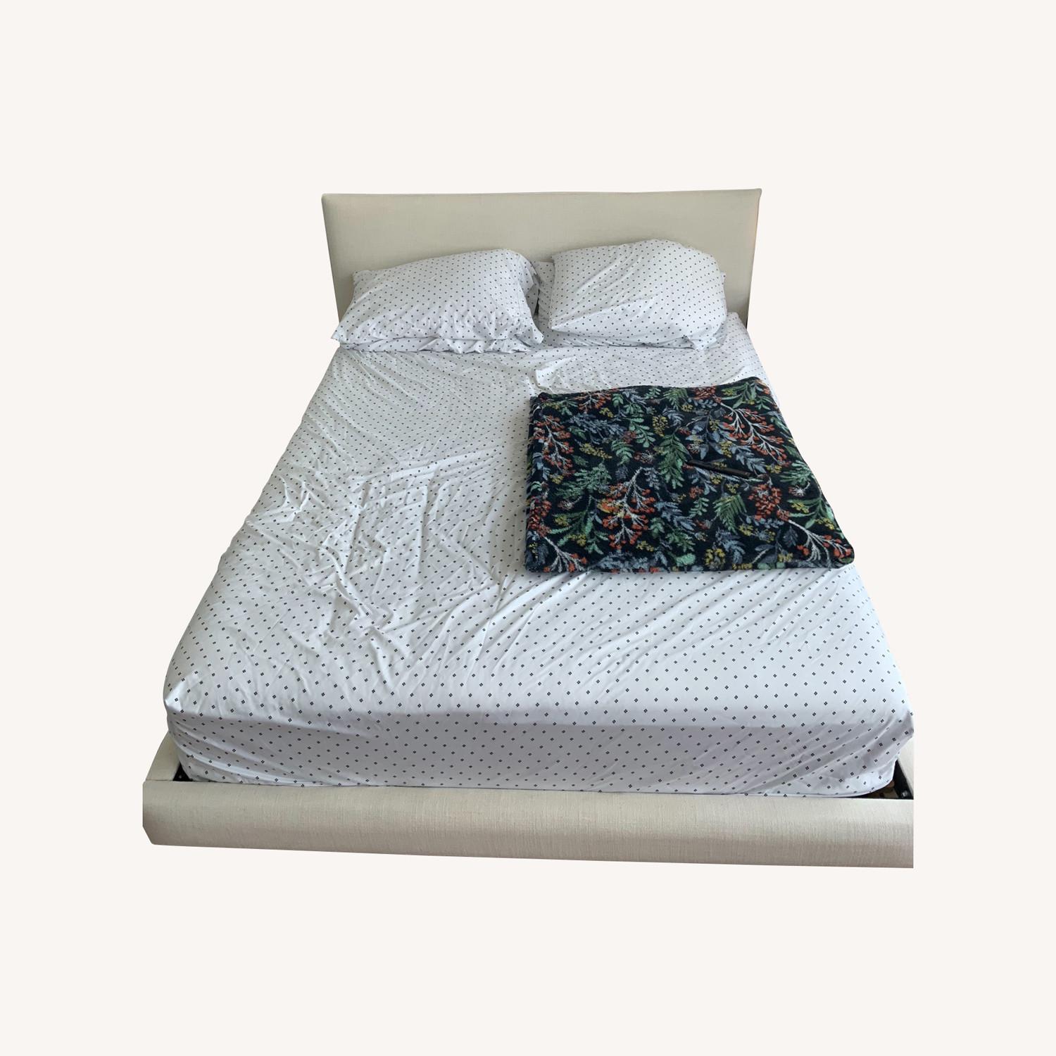 CB2 Facade Soft White Queen Bed - AptDeco