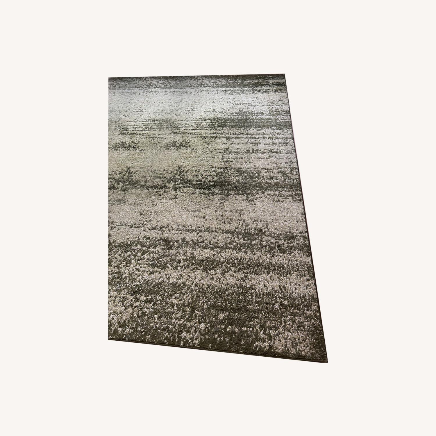 Macy's Loft Collection Area Rug - AptDeco