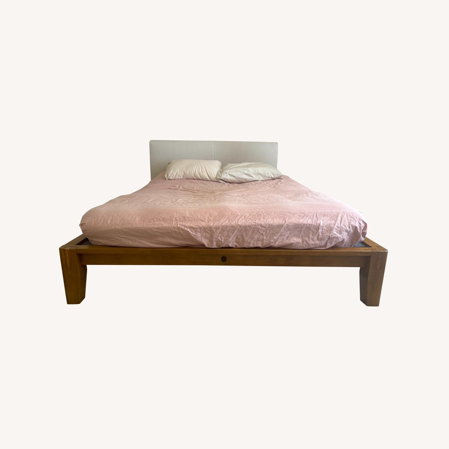 Thuma Bed - AptDeco