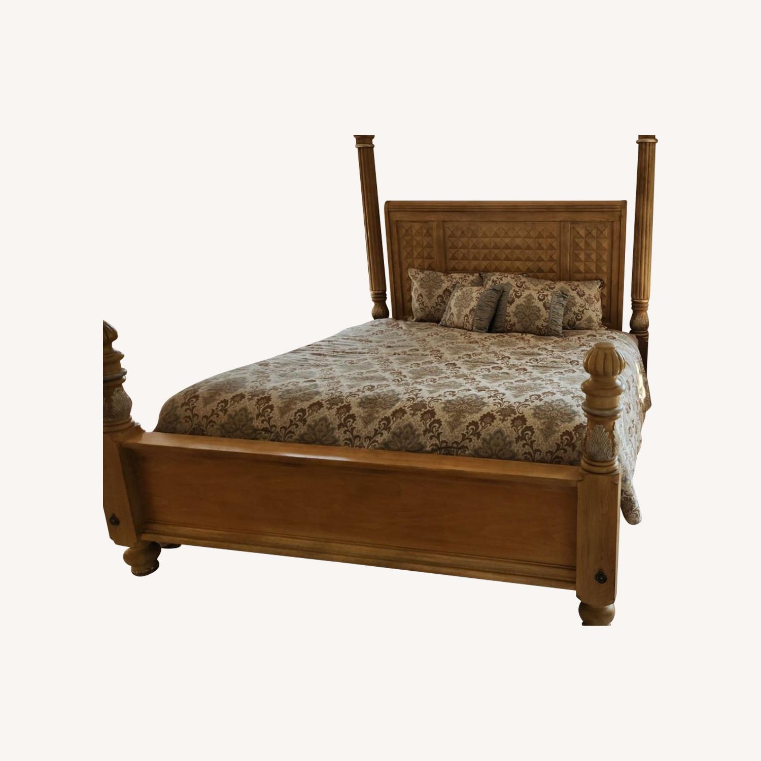 Drexel Heritage Corbel Bed Frame - AptDeco