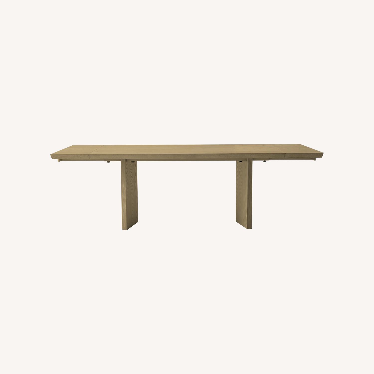 Williams Sonoma Knife Edge Extendable Rectangular Table - AptDeco