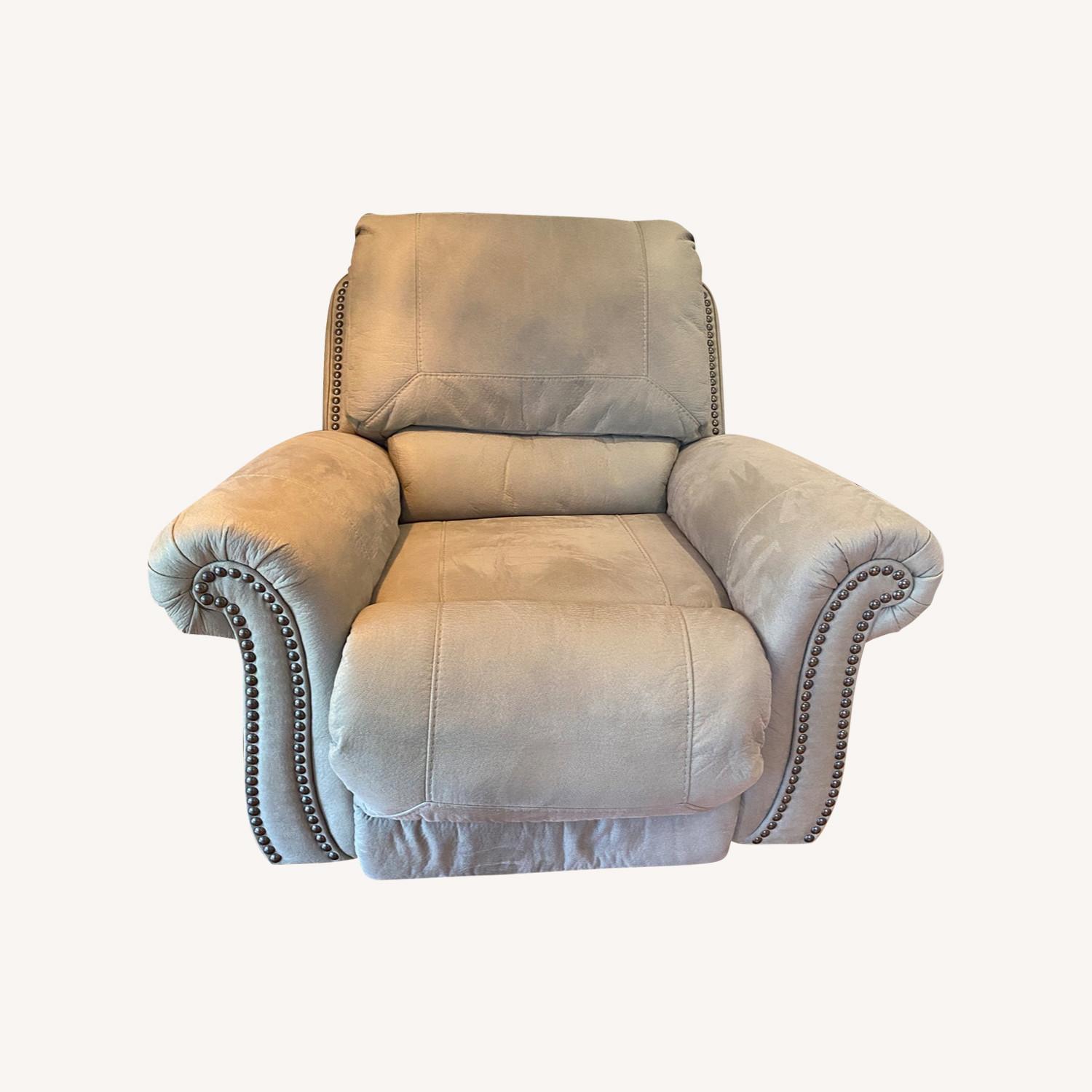 Suede-Like Rocker Recliner - AptDeco