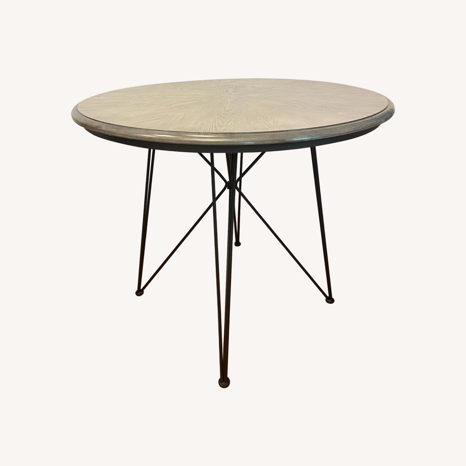 Round Dining Table - Gray - AptDeco
