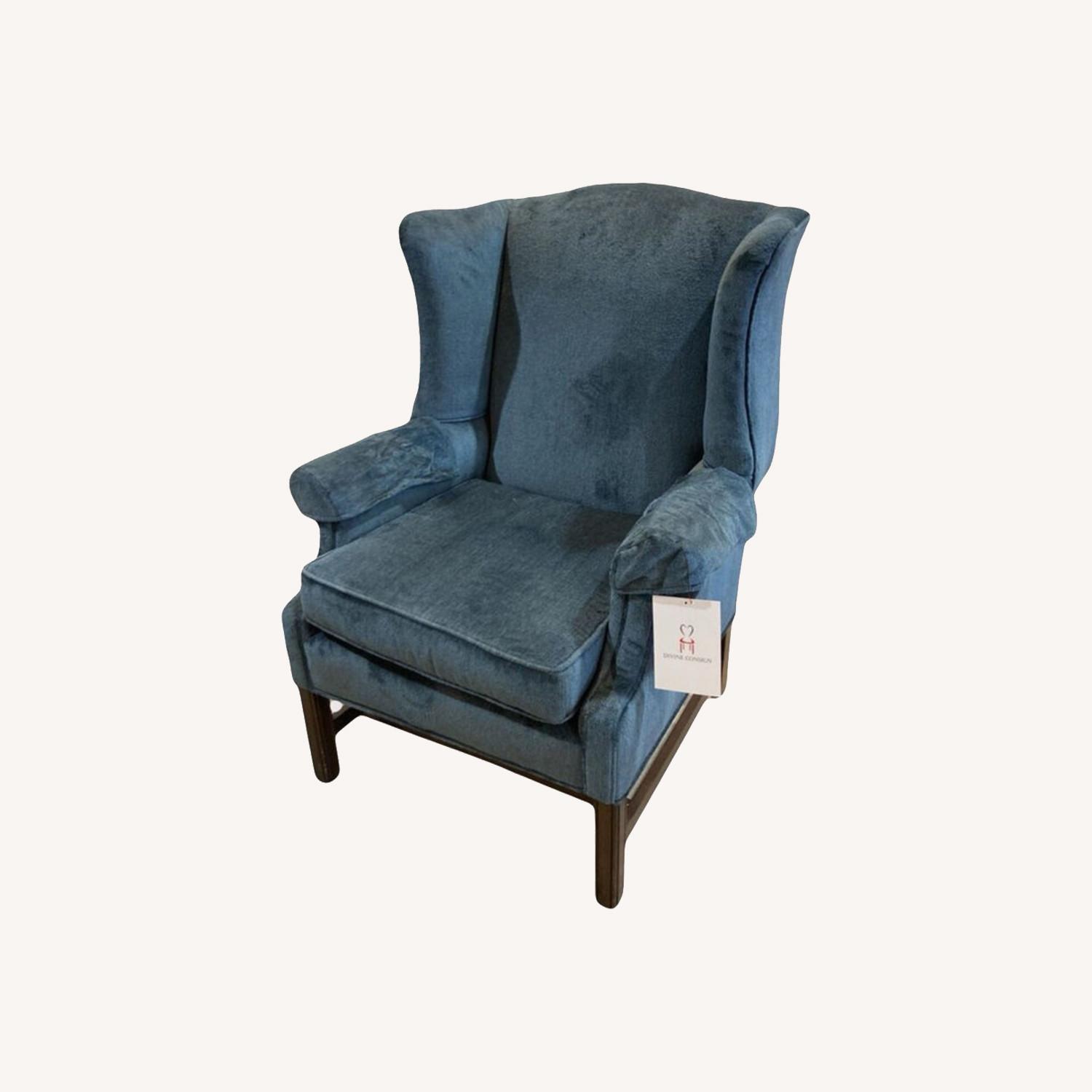 Traditional Wing Back Chair Blue - AptDeco