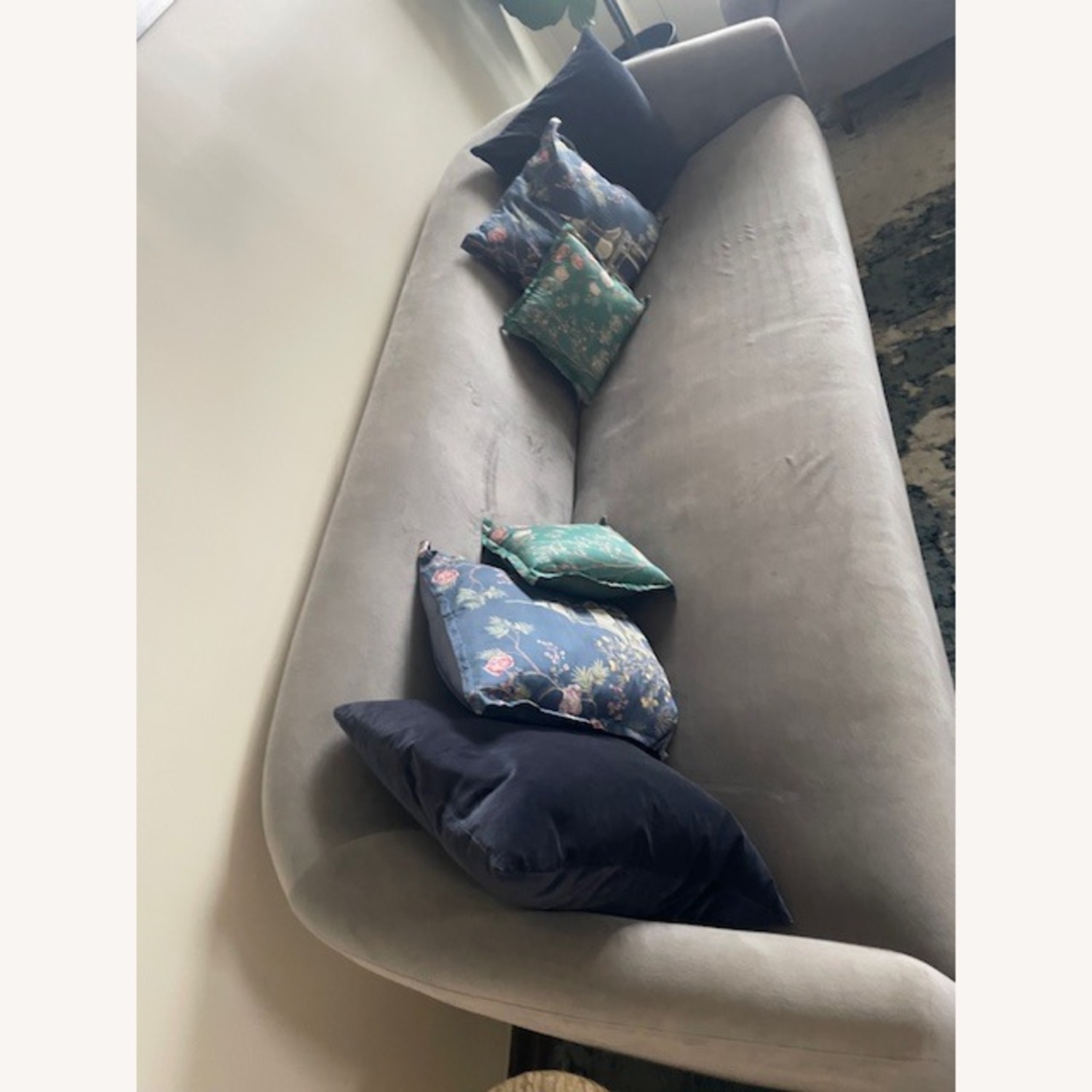 Interior Define Tegan 3 seta Sofa - AptDeco