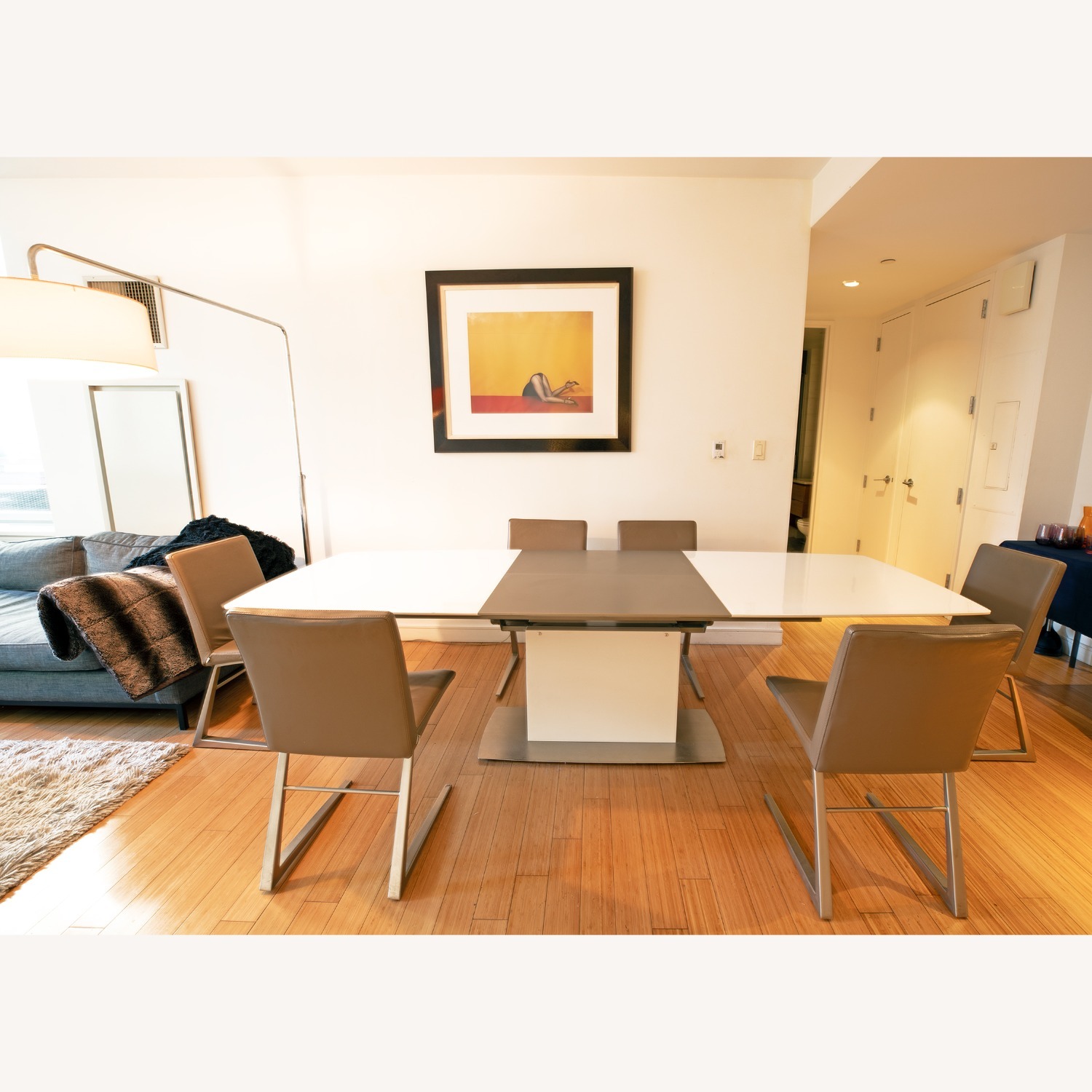 BoConcept Milano Modern Extendable Dining Table with 6 Mariposa Leather ...