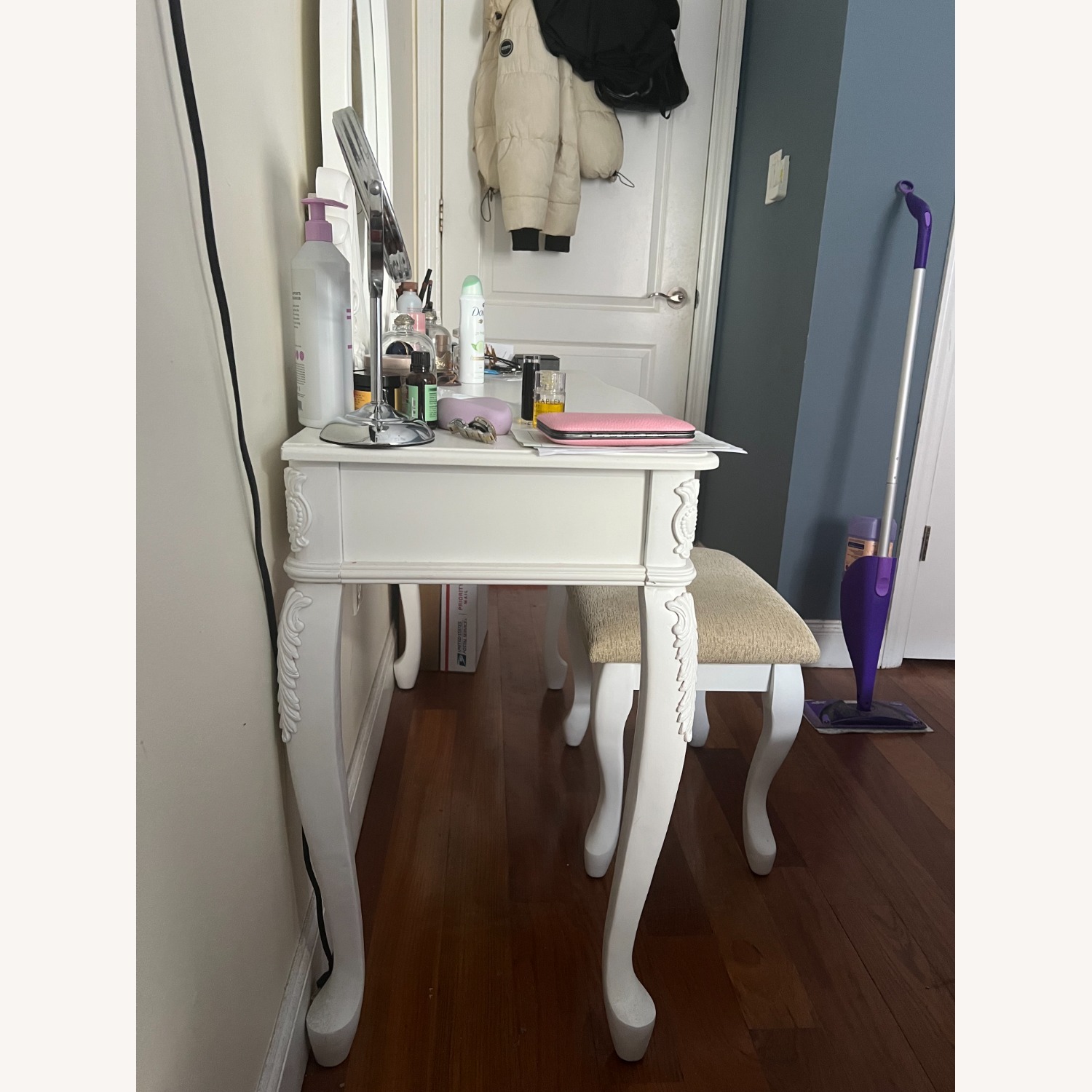 White Wood Daryell Vanity by House of Hampton - AptDeco