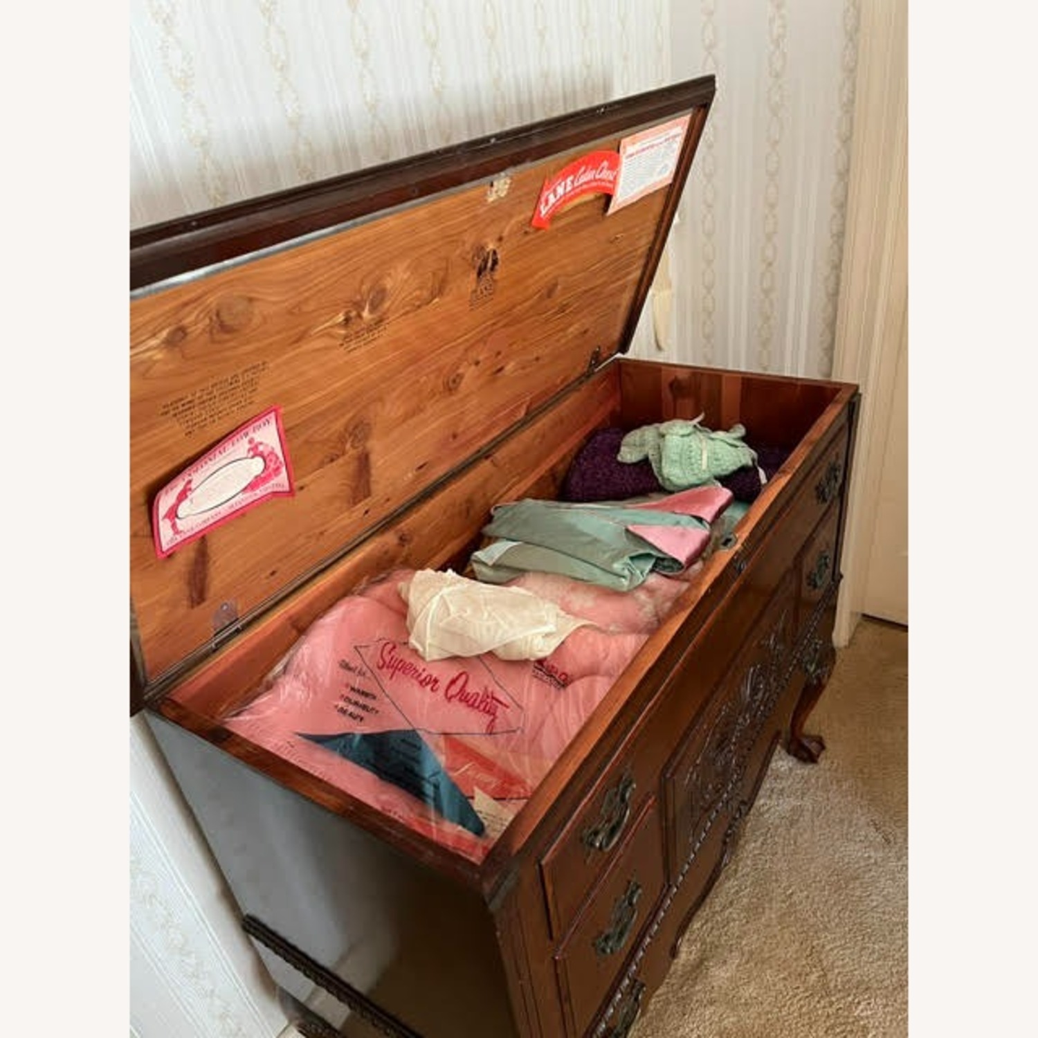 Lane Solid Mahogany Cedar Hope Chest-Low Boy - AptDeco