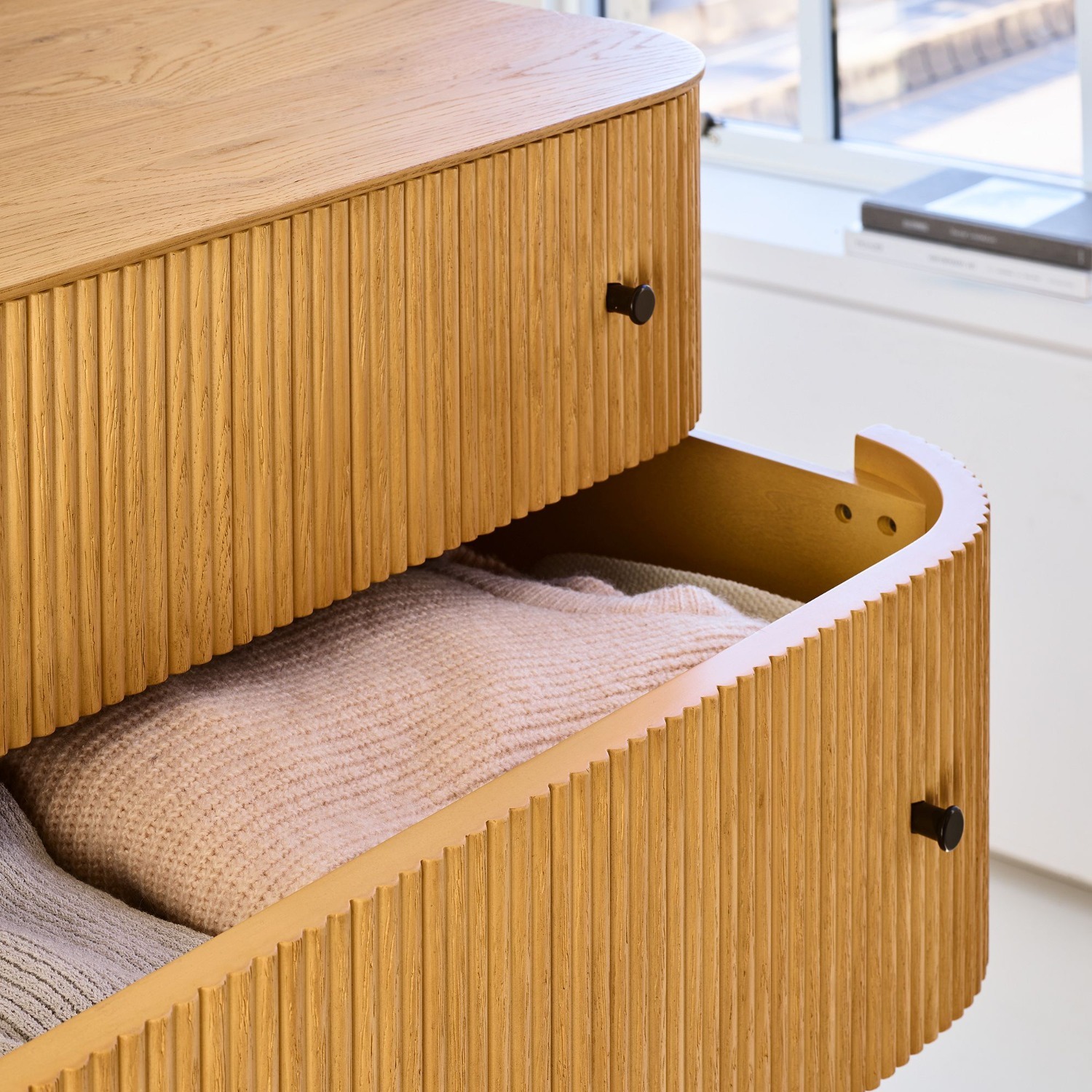 West Elm Ellington 5-Drawer Dresser (36") - AptDeco