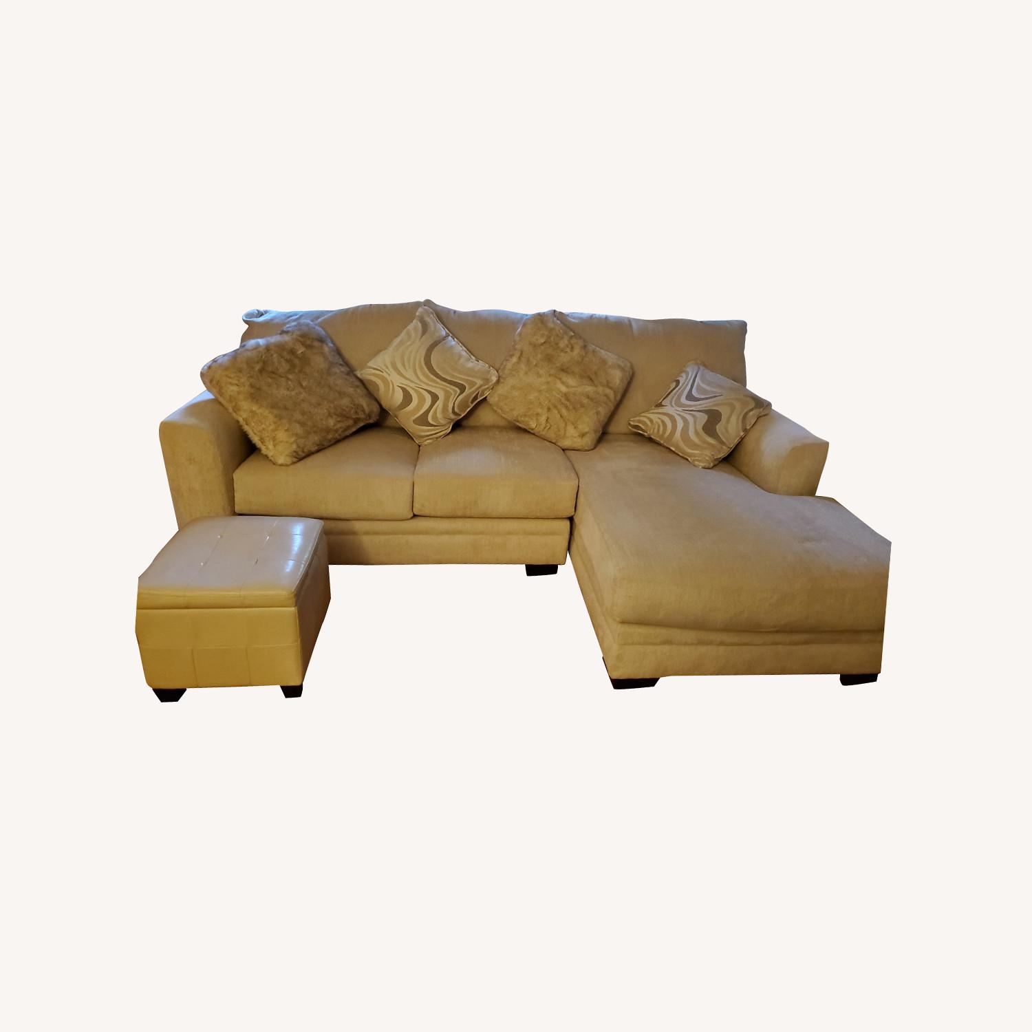 Hampton Row Sectional - AptDeco