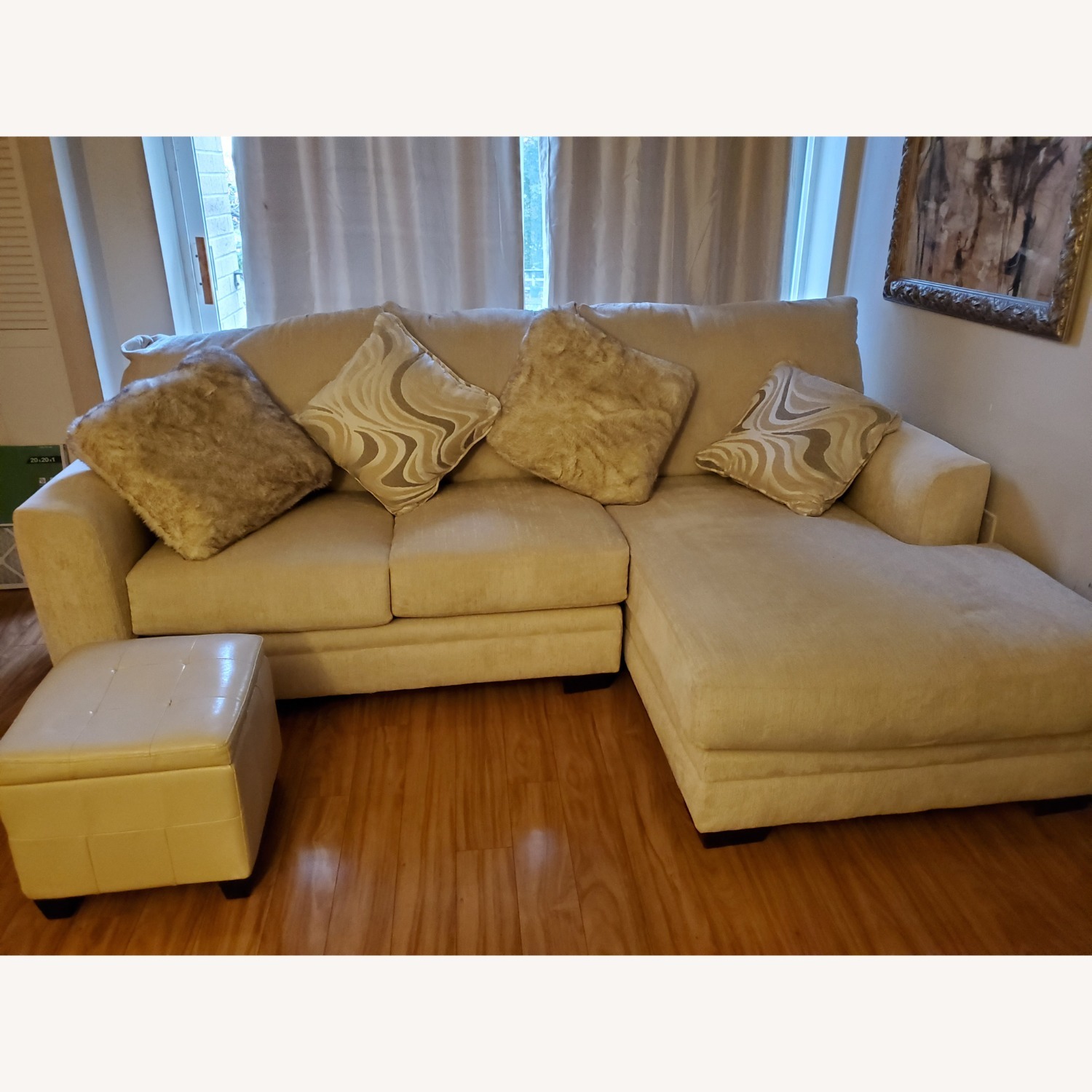 Hampton Row Sectional - AptDeco