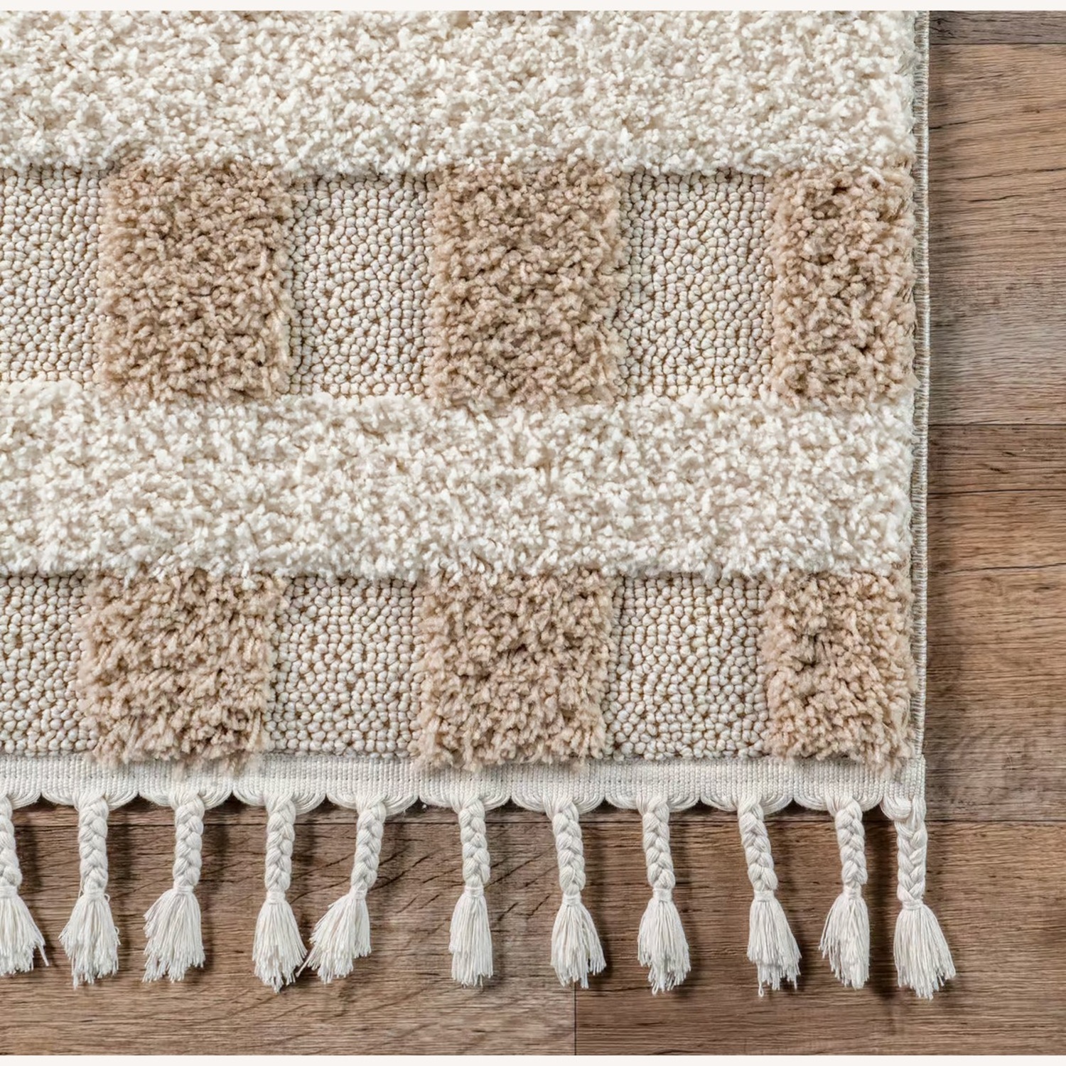 Rugs USA Checkered Neutral Rug - AptDeco