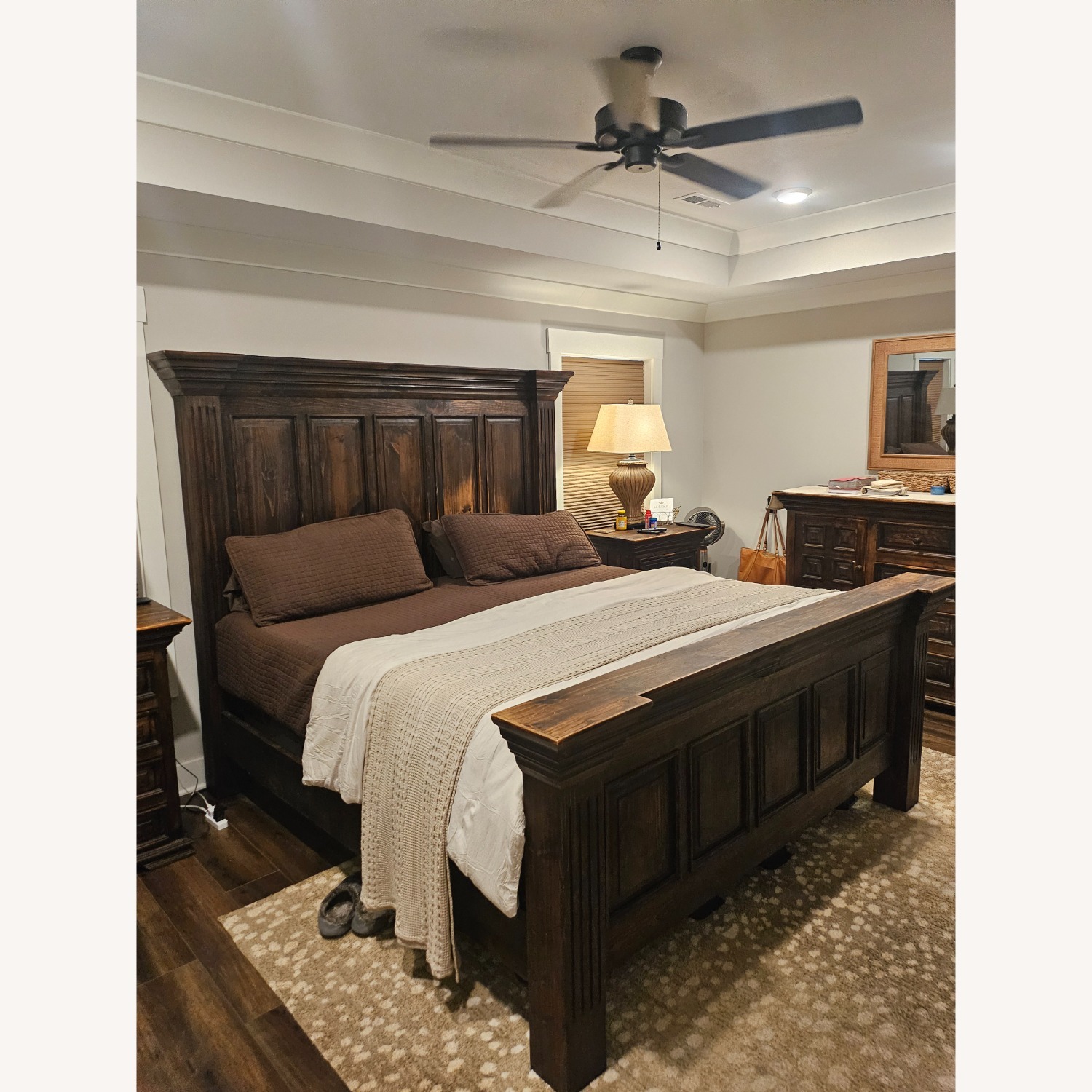 Master Bedroom Bed - AptDeco