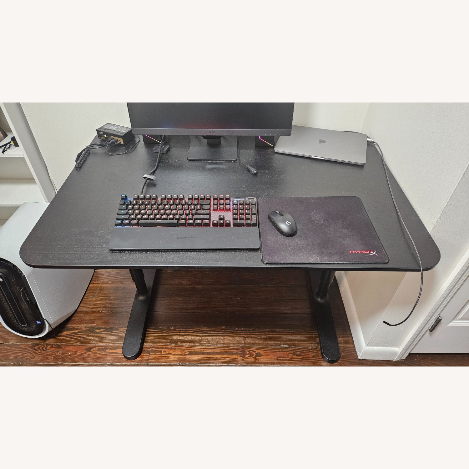 IKEA Bekant Black Work Desk - AptDeco