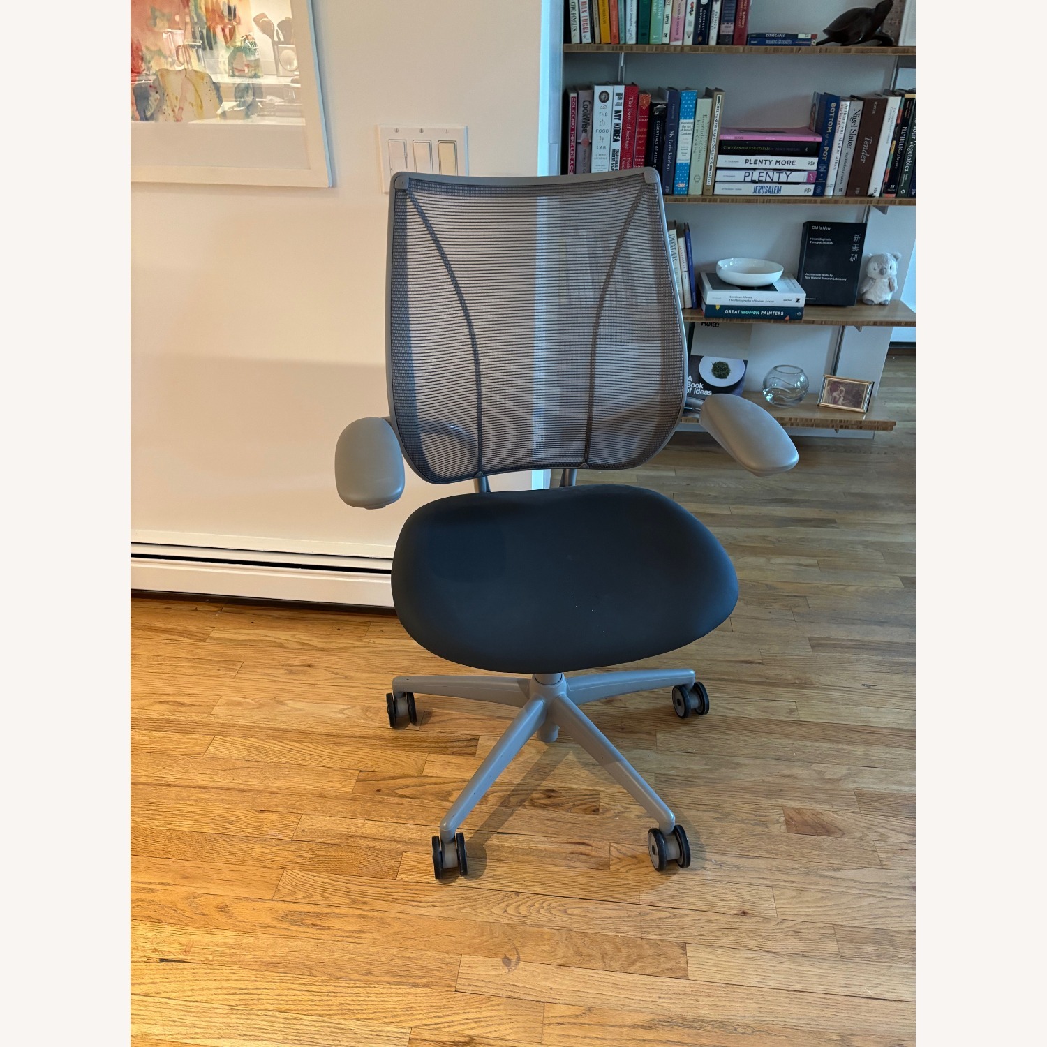 Humanscale Office Chair Grey Mesh Back - AptDeco