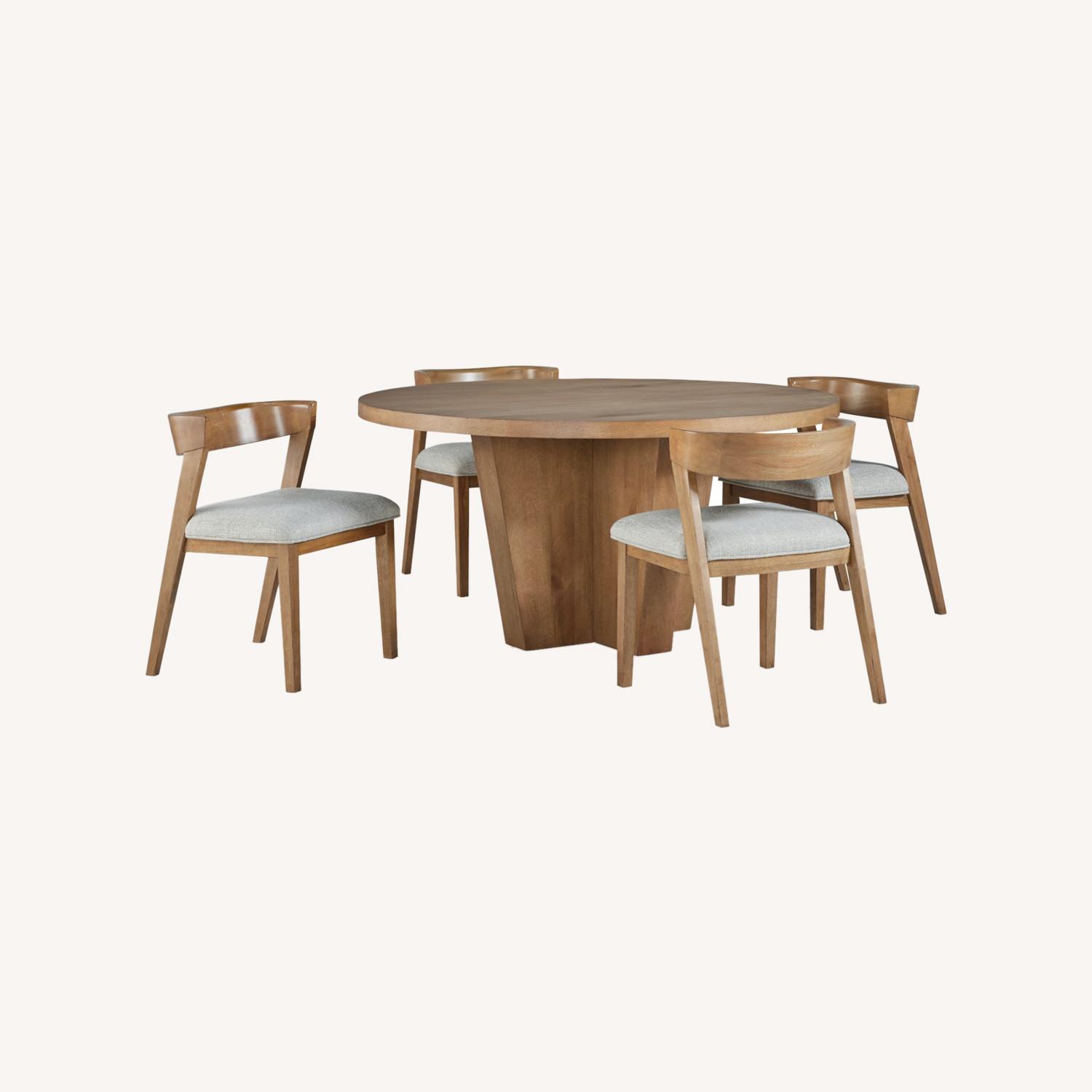 Ashley Furniture Kristiland Dining Table, 4 Chairs - AptDeco