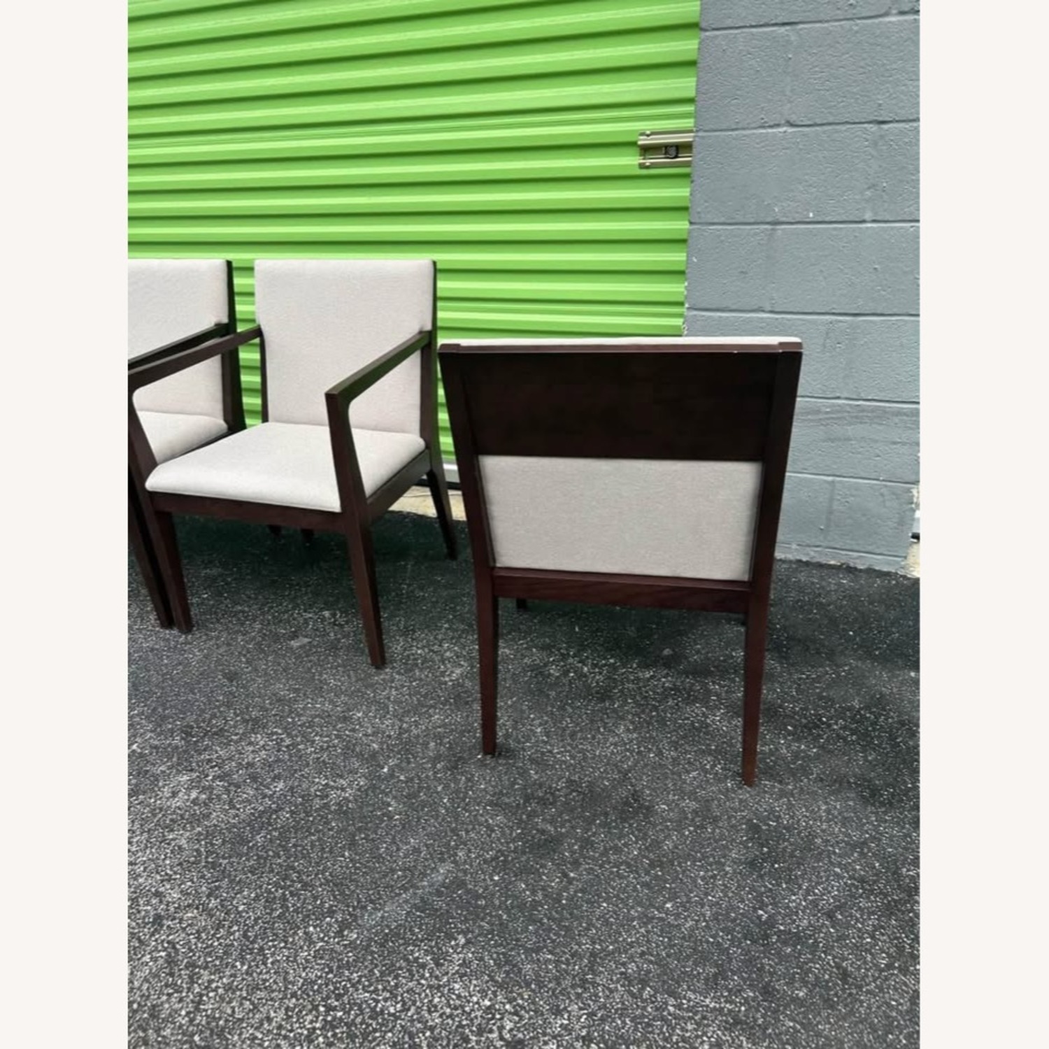 OFS Balance Dining/Waiting Room Chais - AptDeco