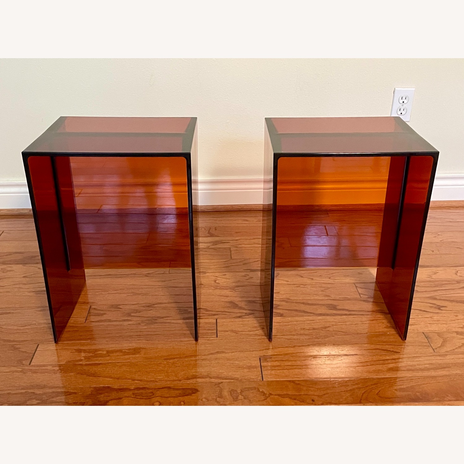 Kartell Max-Beam End Tables in Amber (Pair) - AptDeco