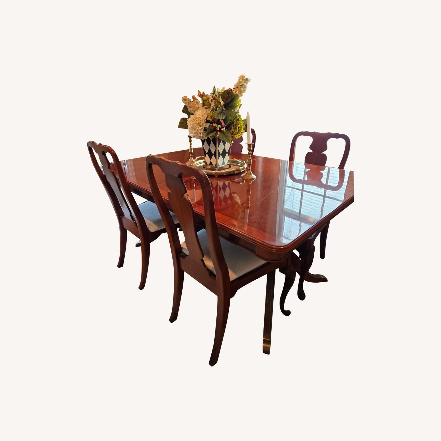 Lexington Dining Set - AptDeco