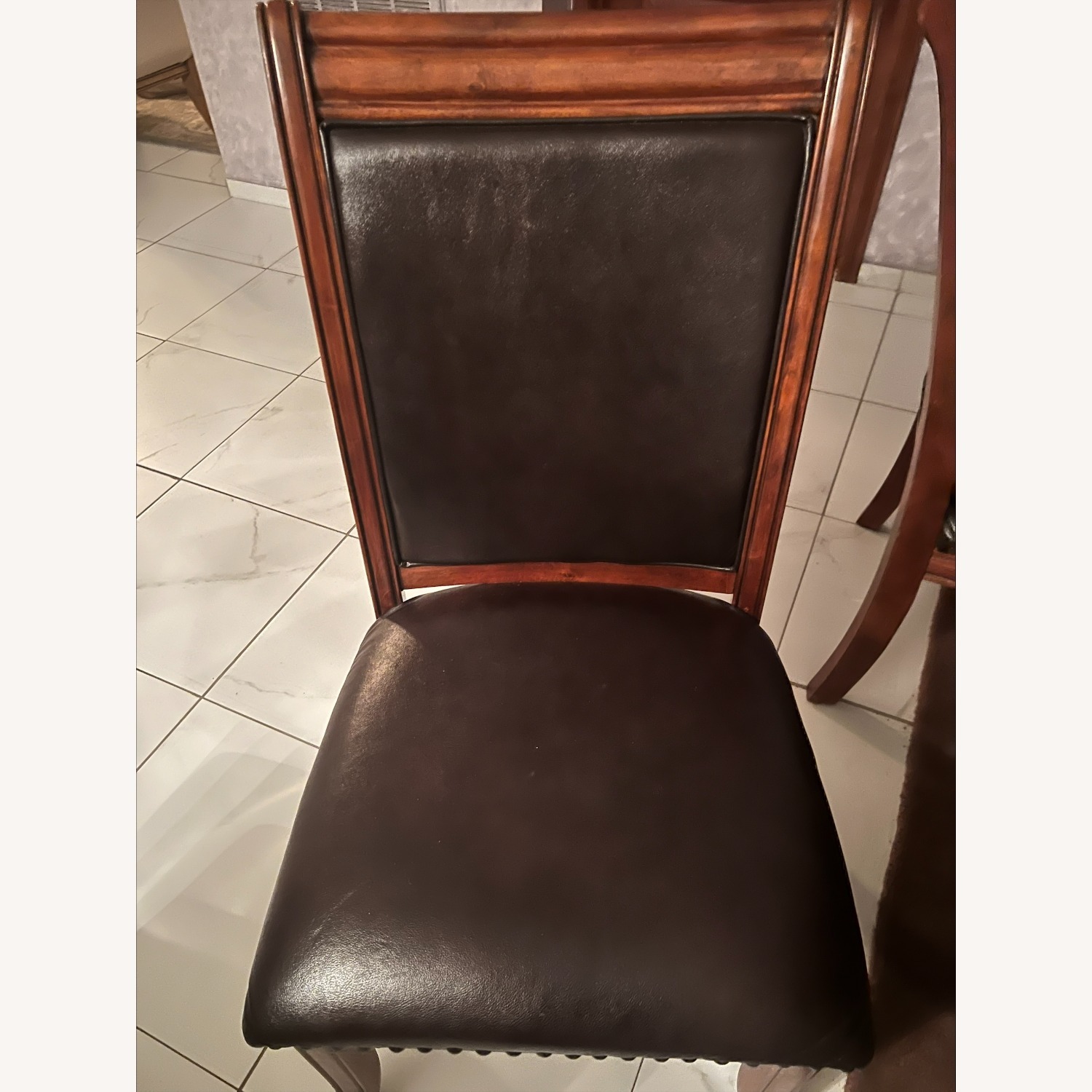 Leather Kitchen Table Chairs - AptDeco