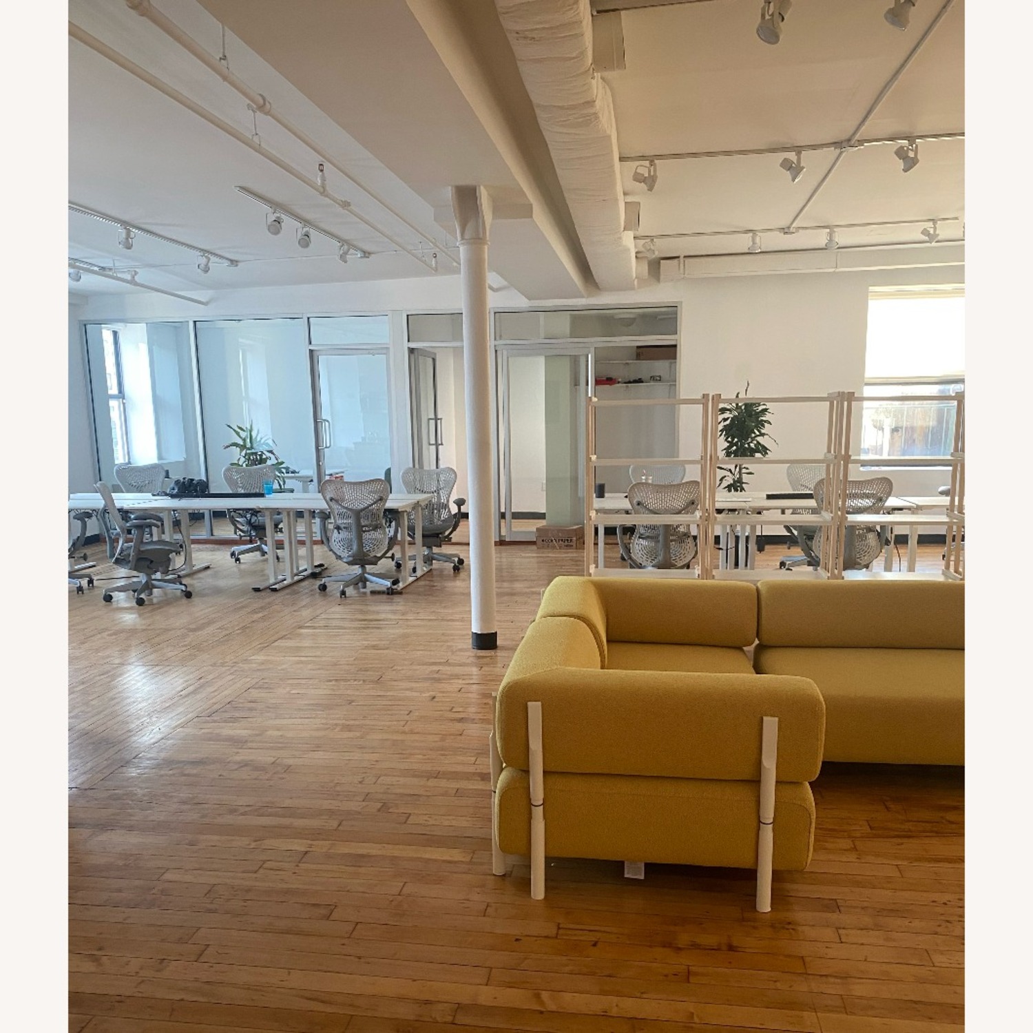 Herman Miller Verus Light Gray Office Chairs - AptDeco