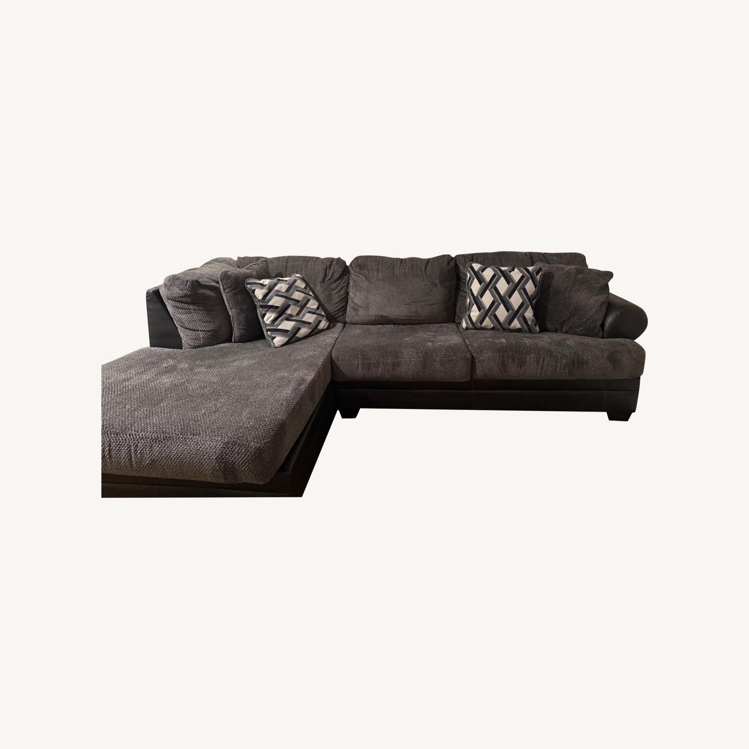 Brixley Pier Sectional - AptDeco
