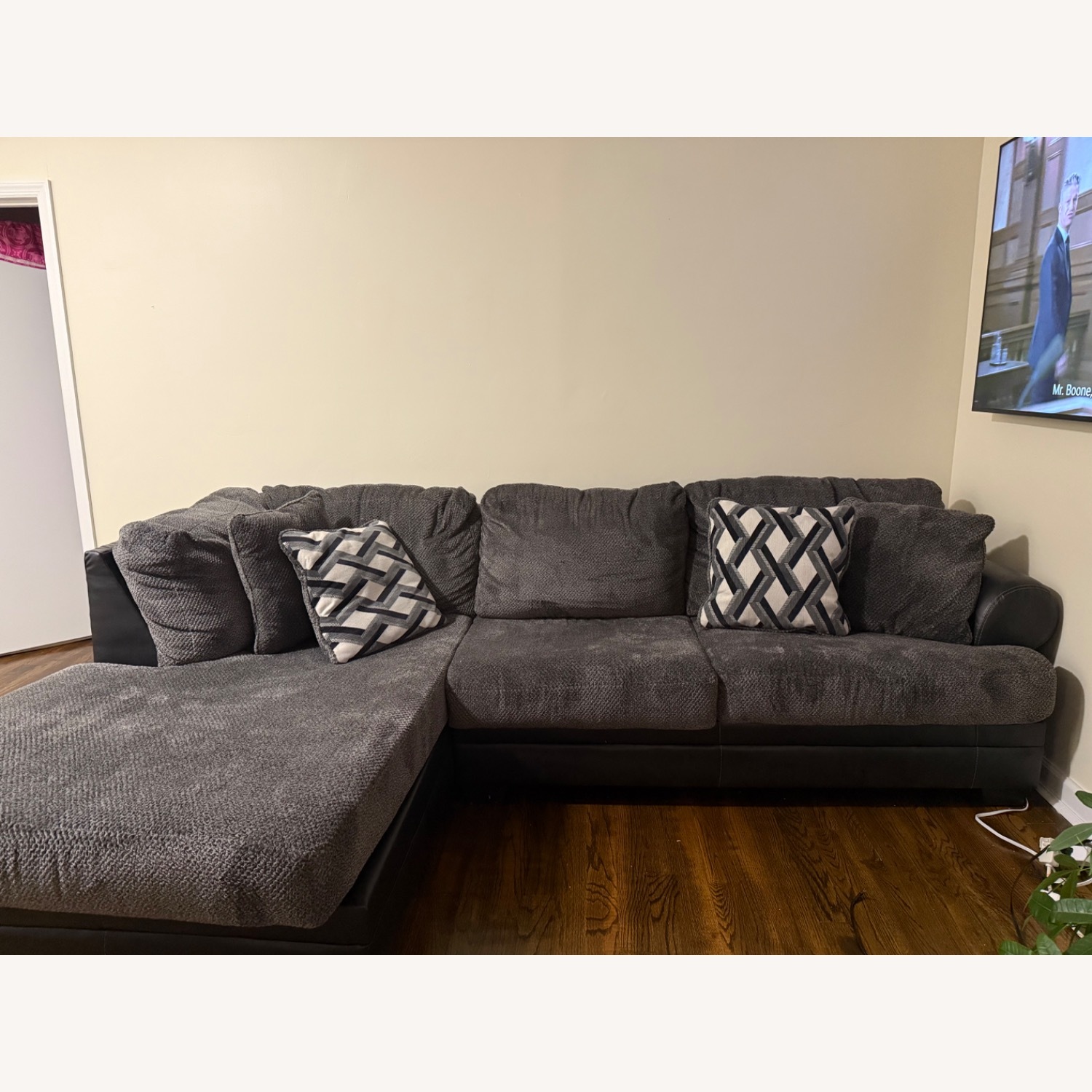 Brixley Pier Sectional - AptDeco