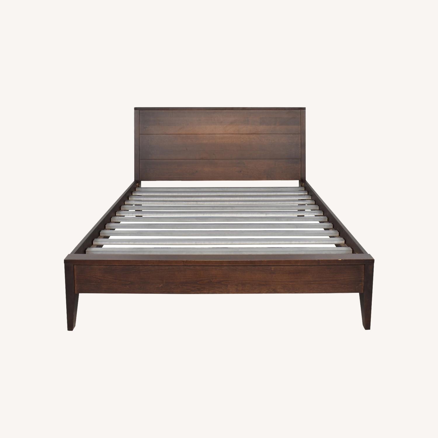 Room & Board Calvin Queen Bed - AptDeco