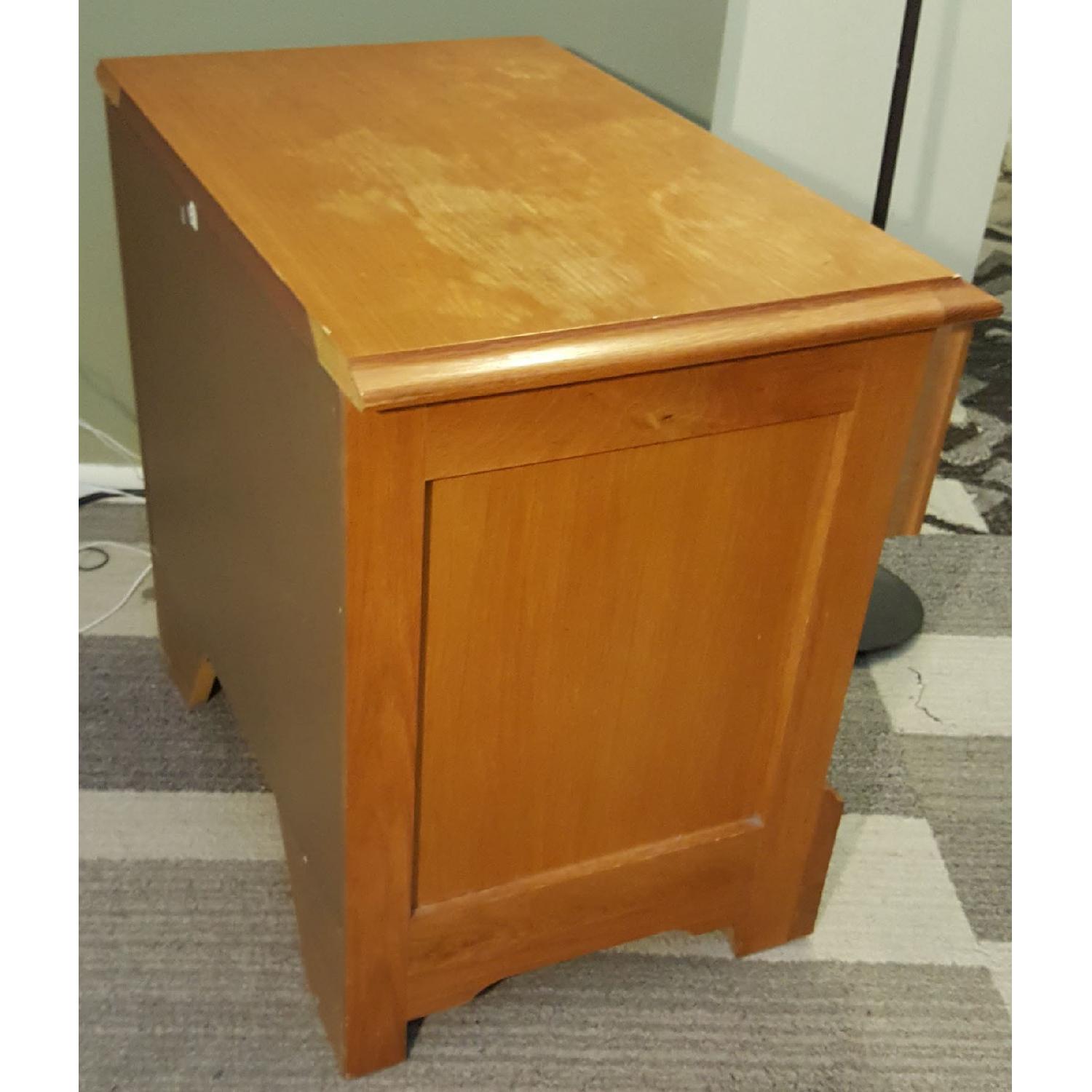 Thomasville Impressions 2-Drawer Nightstand - AptDeco