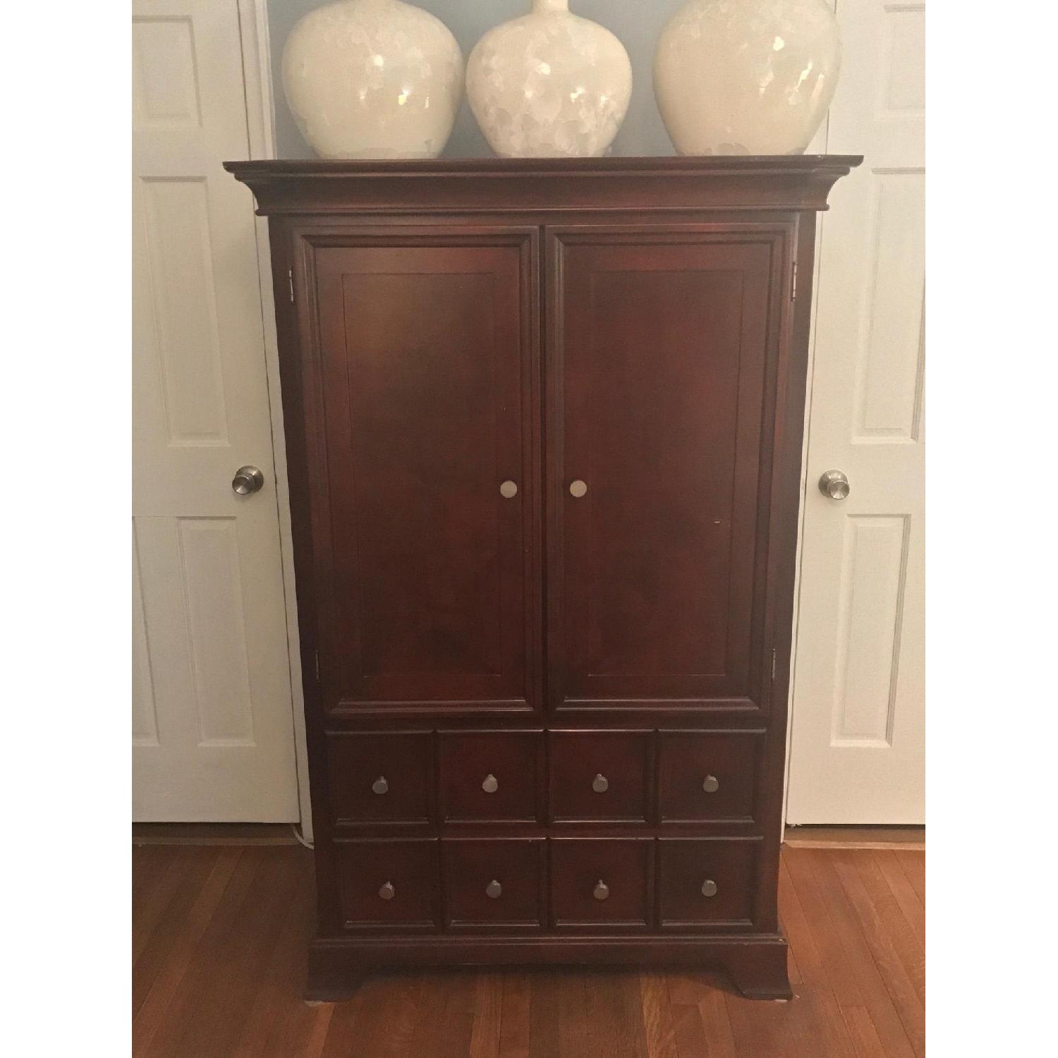 Raymour And Flanigan Armoire