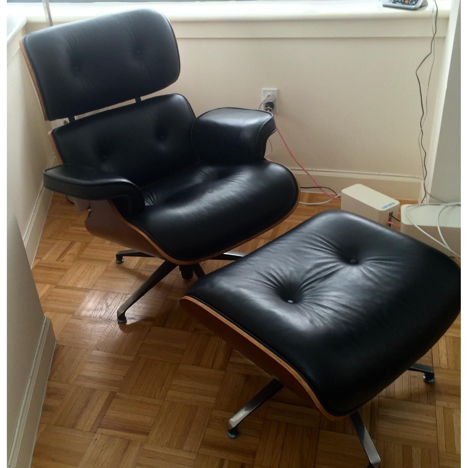 Mobilia Elliot Mid-Century Reclining Chair and Ottoman - AptDeco