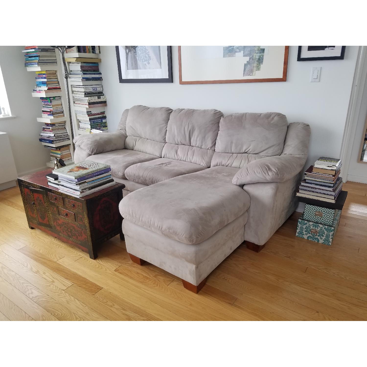 Jennifer Convertibles Sectional Sofa - AptDeco