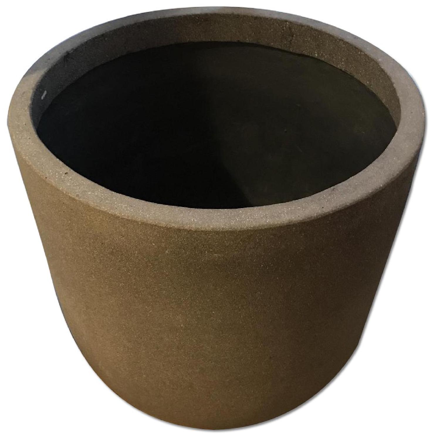 West Elm Radius Large Planter - AptDeco