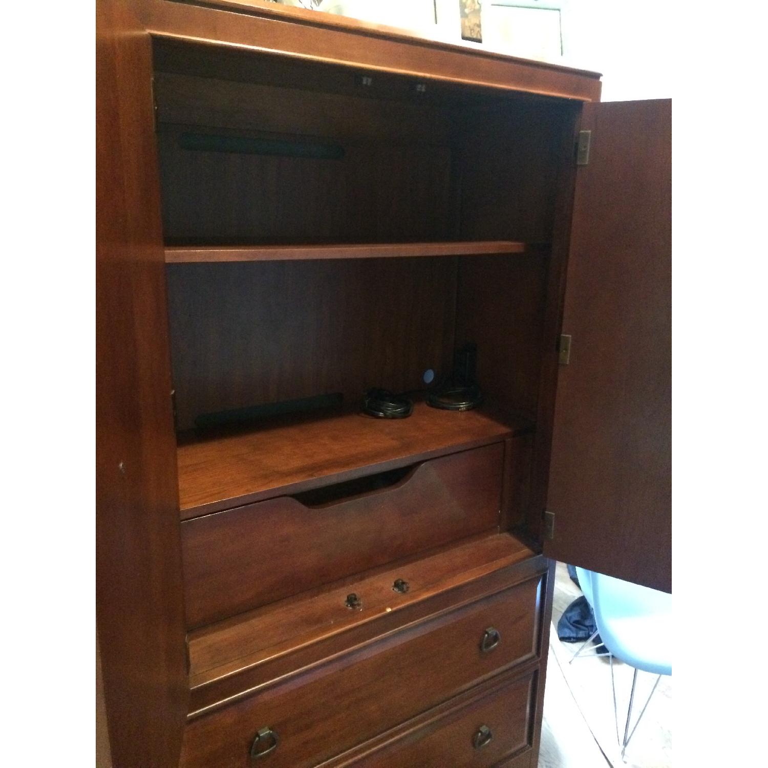 Thomasville Bedroom Armoire - AptDeco