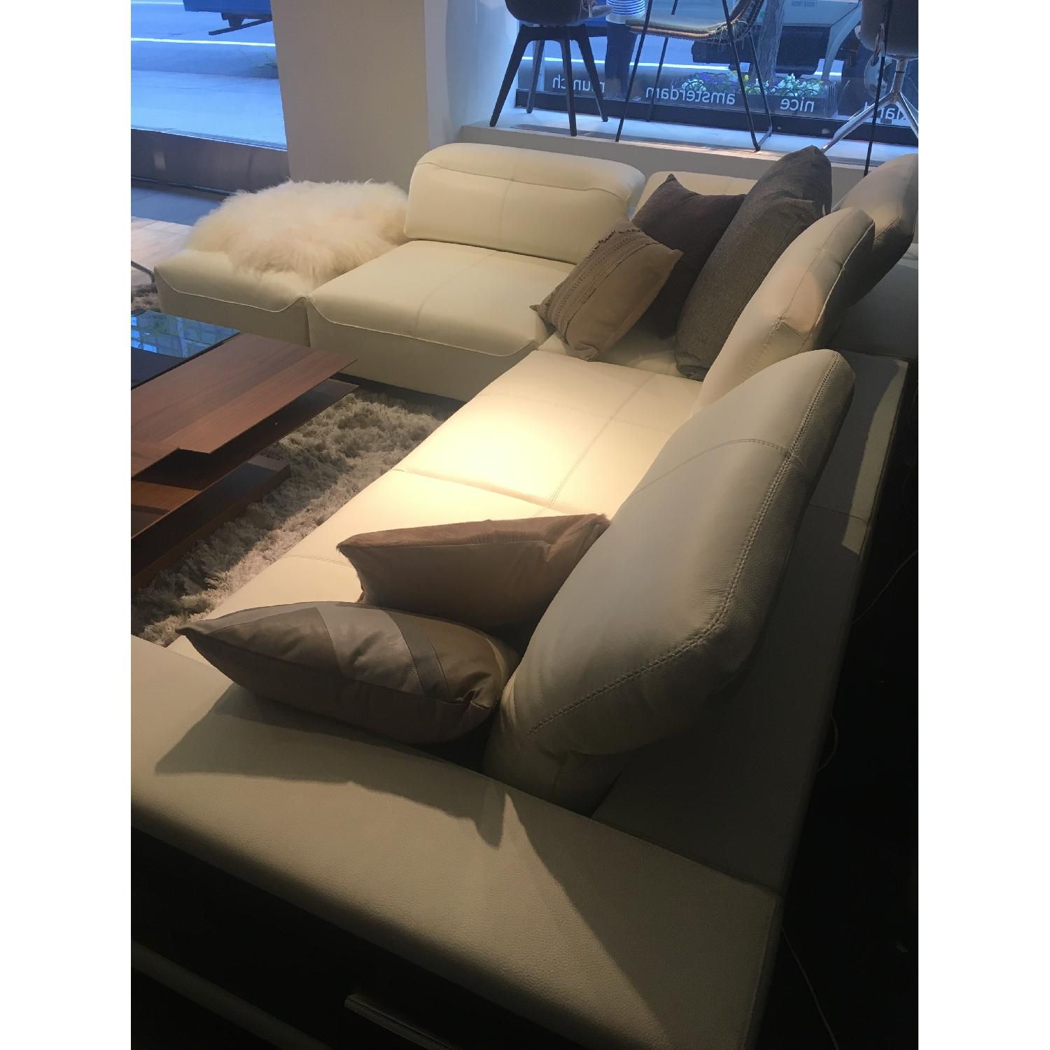 BoConcept Hampton Sectional Sofa - AptDeco