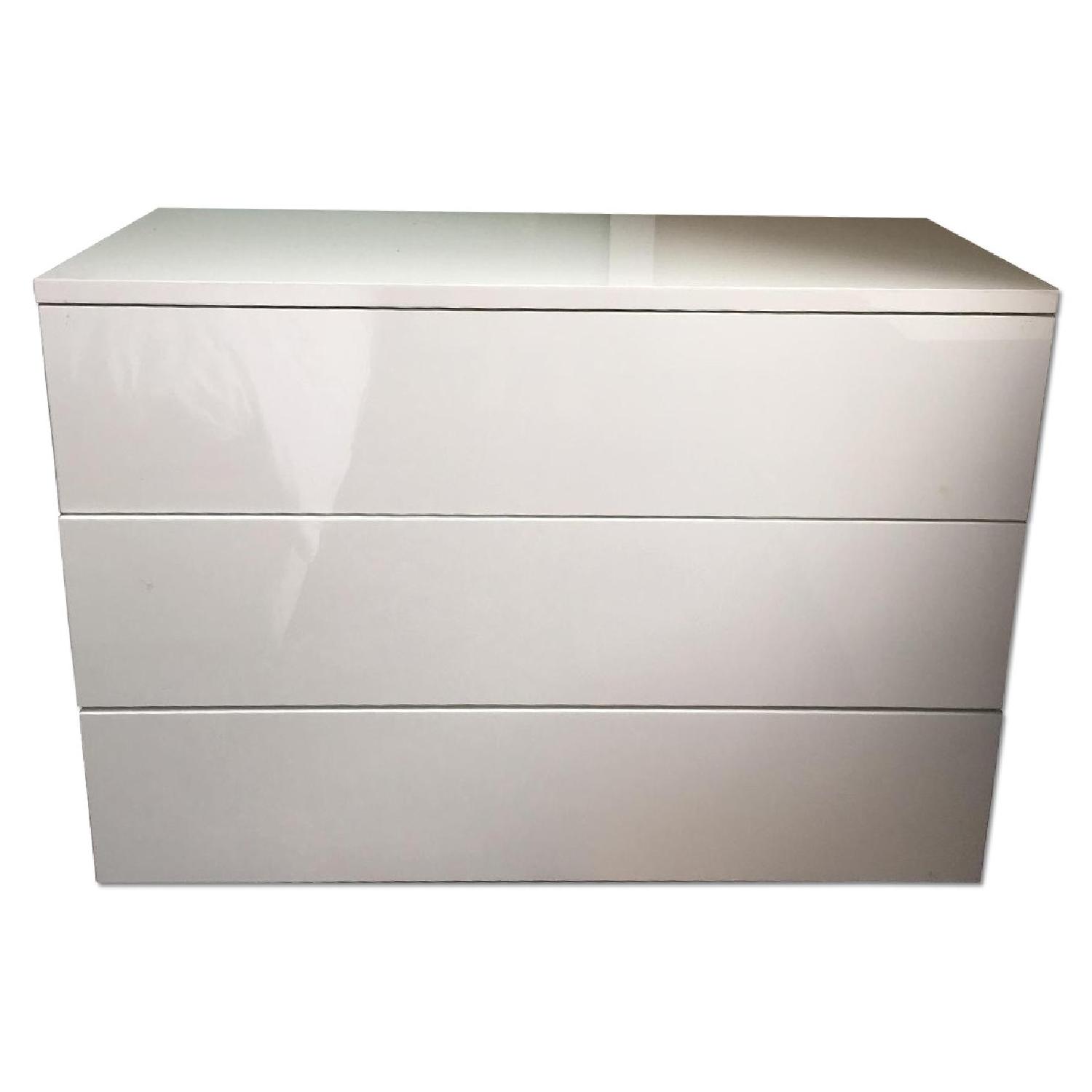 White Lacquer Three Drawer Dresser - AptDeco