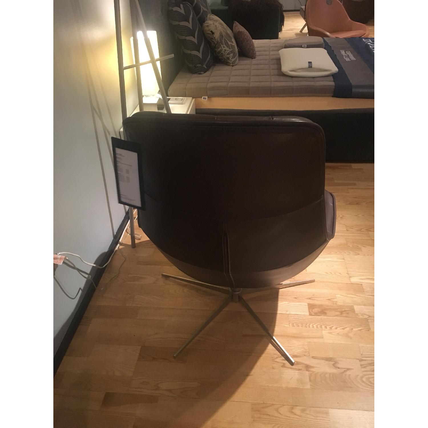 BoConcept Boston Chair w/ Swivel Function - AptDeco